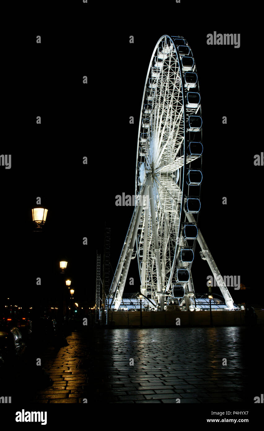 Noria paris hi-res stock photography and images - Alamy