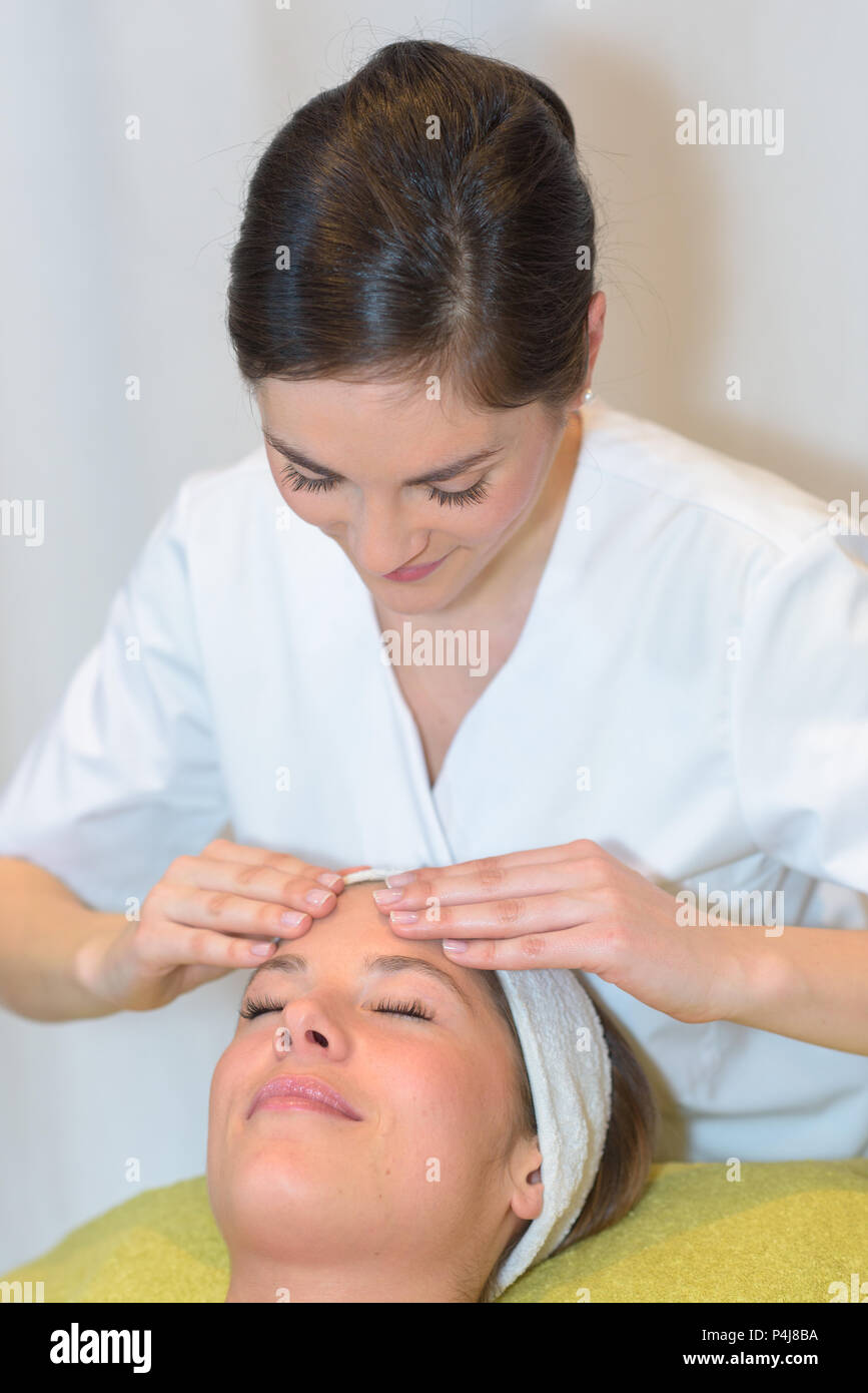 Beautician cleaning hi-res stock photography and images - Alamy