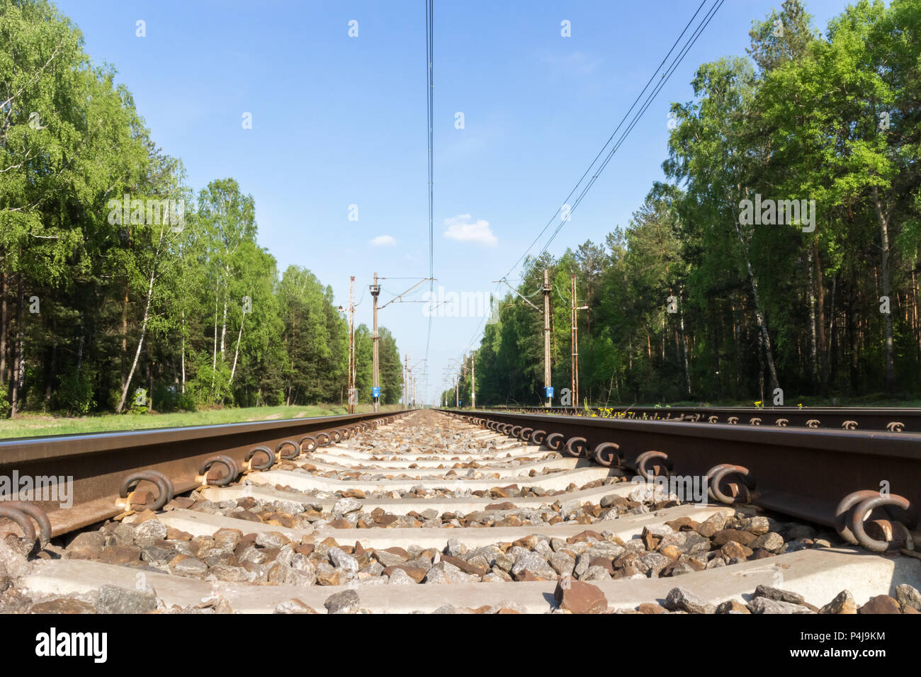 Gravel between rail tracks hi-res stock photography and images - Alamy