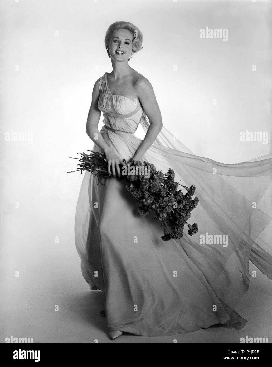 Original Film Title: THE BIRDS. English Title: THE BIRDS. Film Director ...