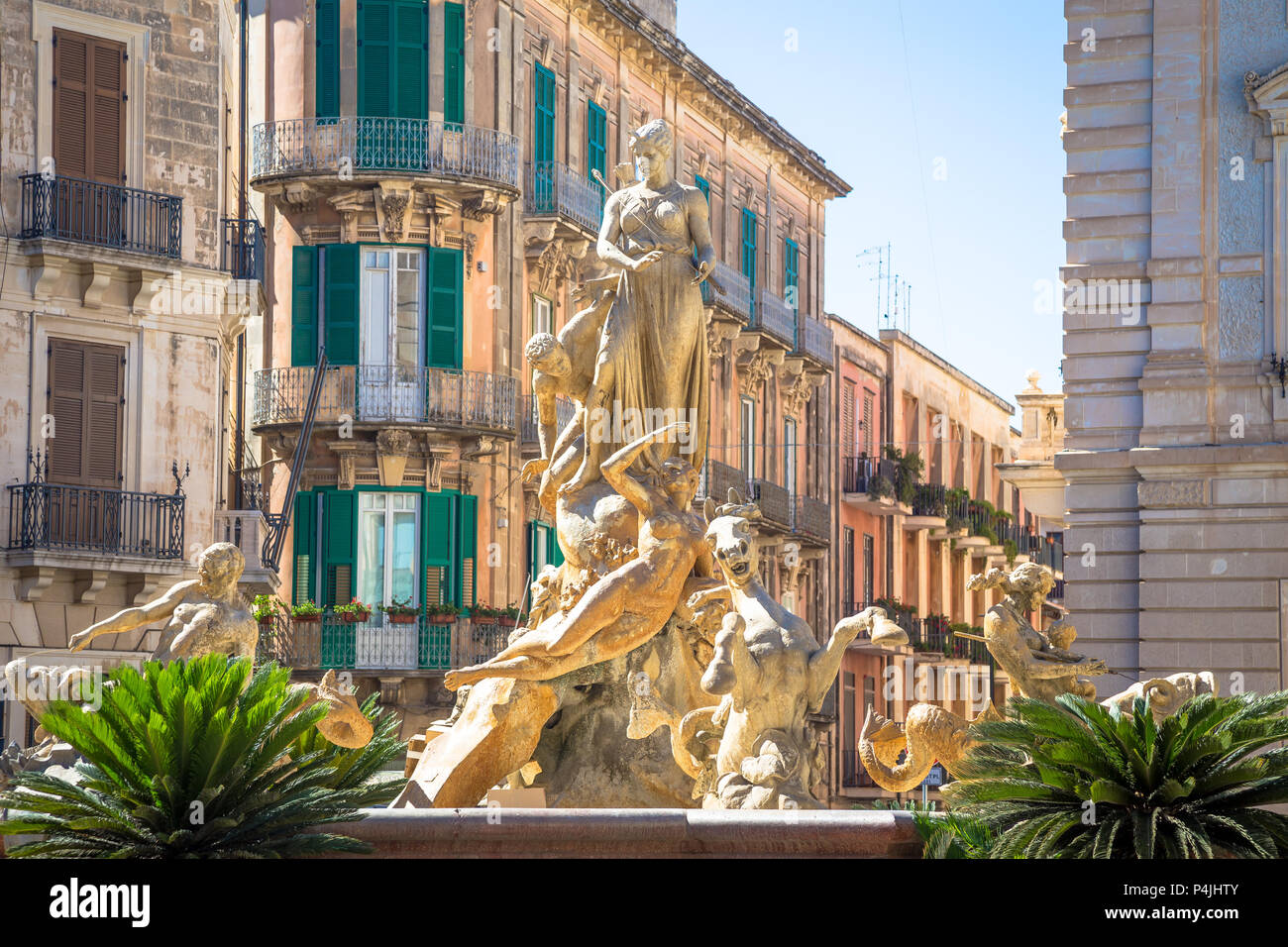 Archimedes square hi-res stock photography and images - Alamy