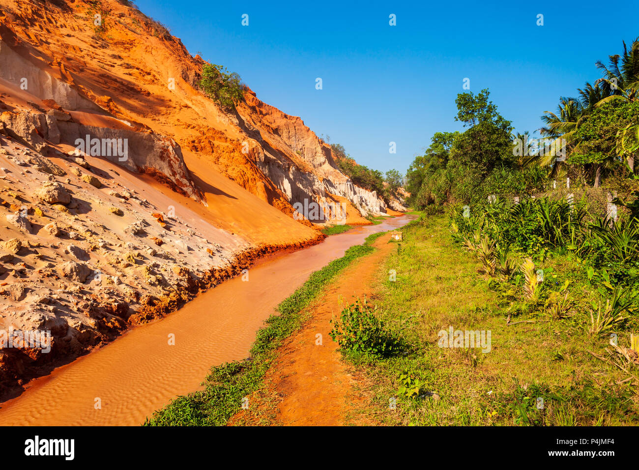 Phnom penh scenery hi-res stock photography and images - Alamy