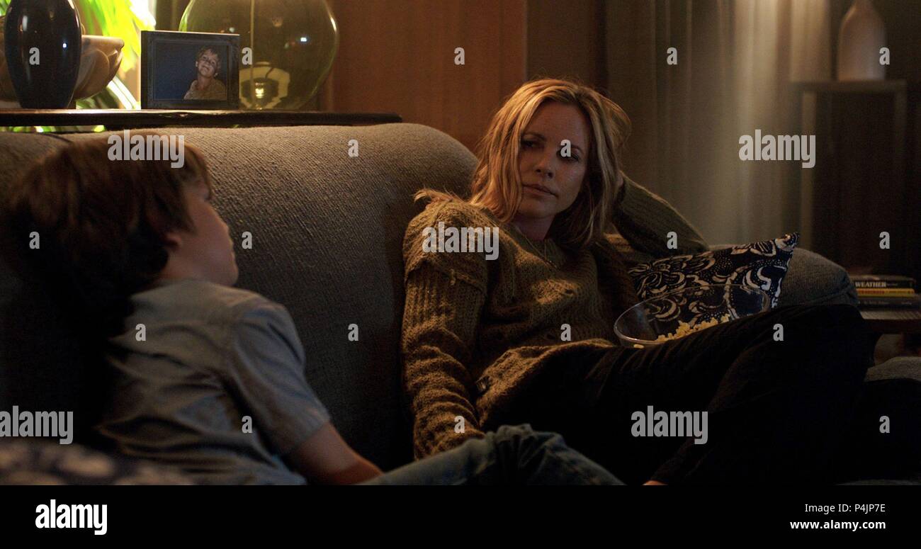 Original Film Title: LIGHTS OUT. English Title: LIGHTS OUT. Film ...