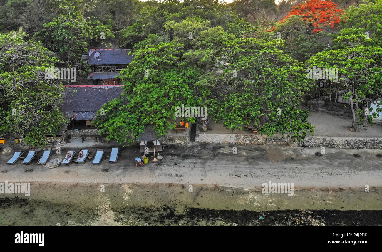 Afternoon retreat at the beach front in Calatagan, Batangas ...