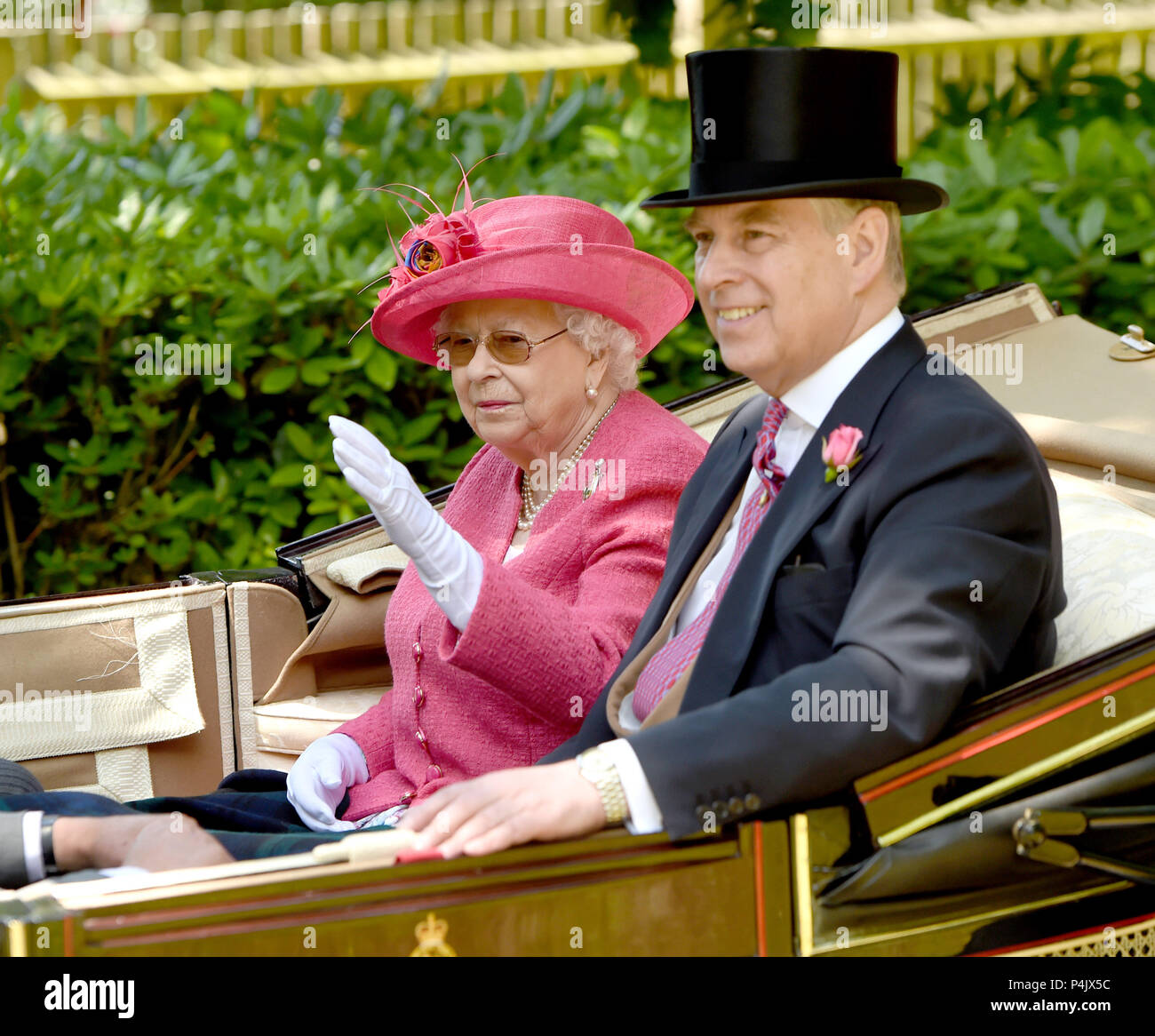 Queen Elizabeth Ii 2018 Smiling High Resolution Stock Photography and ...