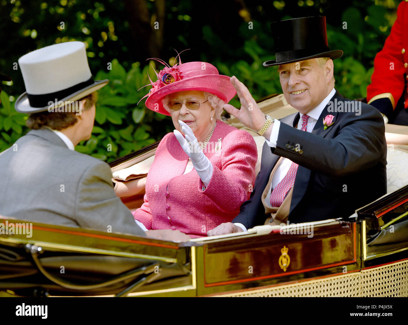 Photo Must Be Credited ©Alpha Press 079965 21/06/2018 Queen Elizabeth ...