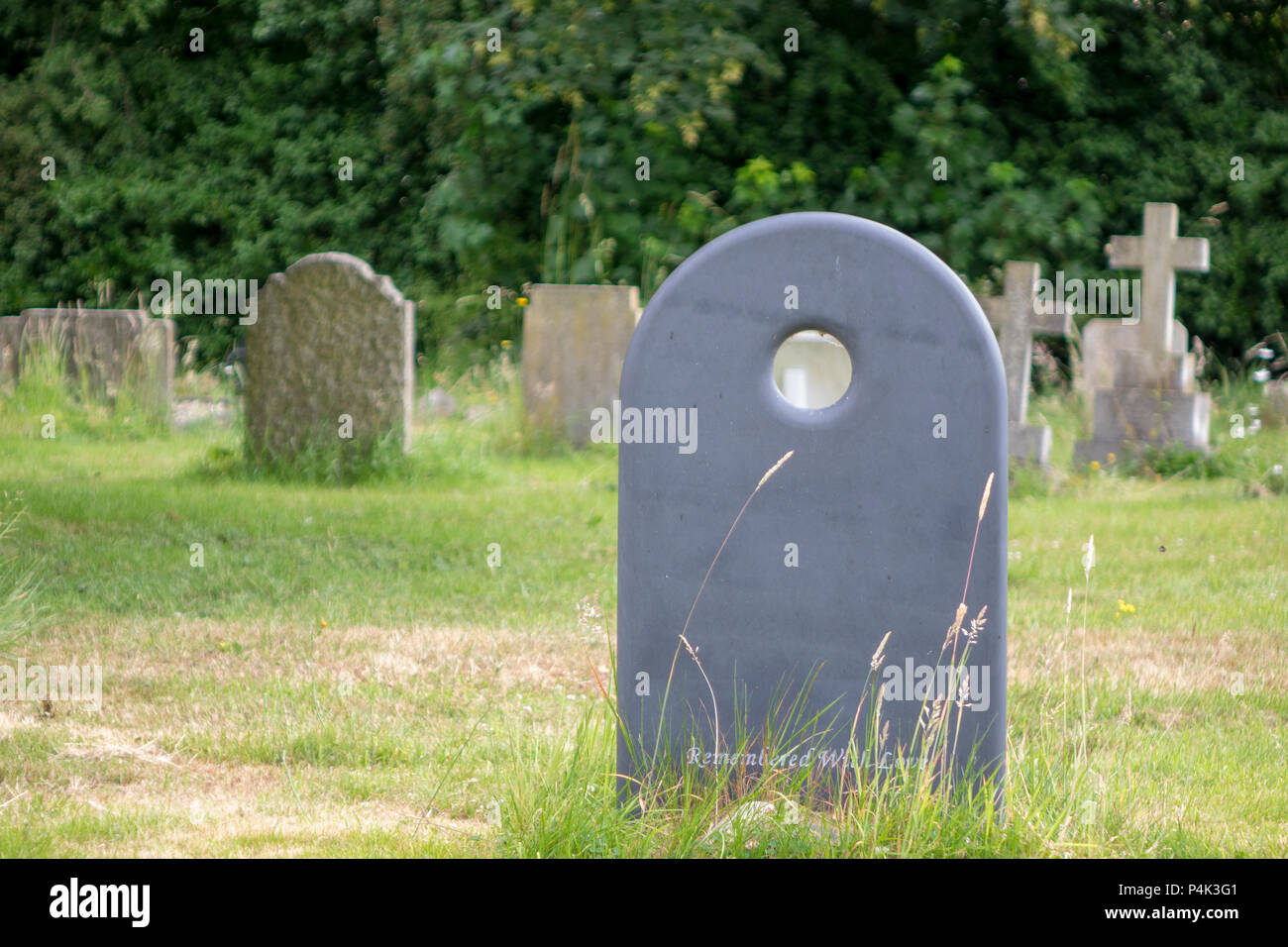 Modern gravestone hi-res stock photography and images - Alamy