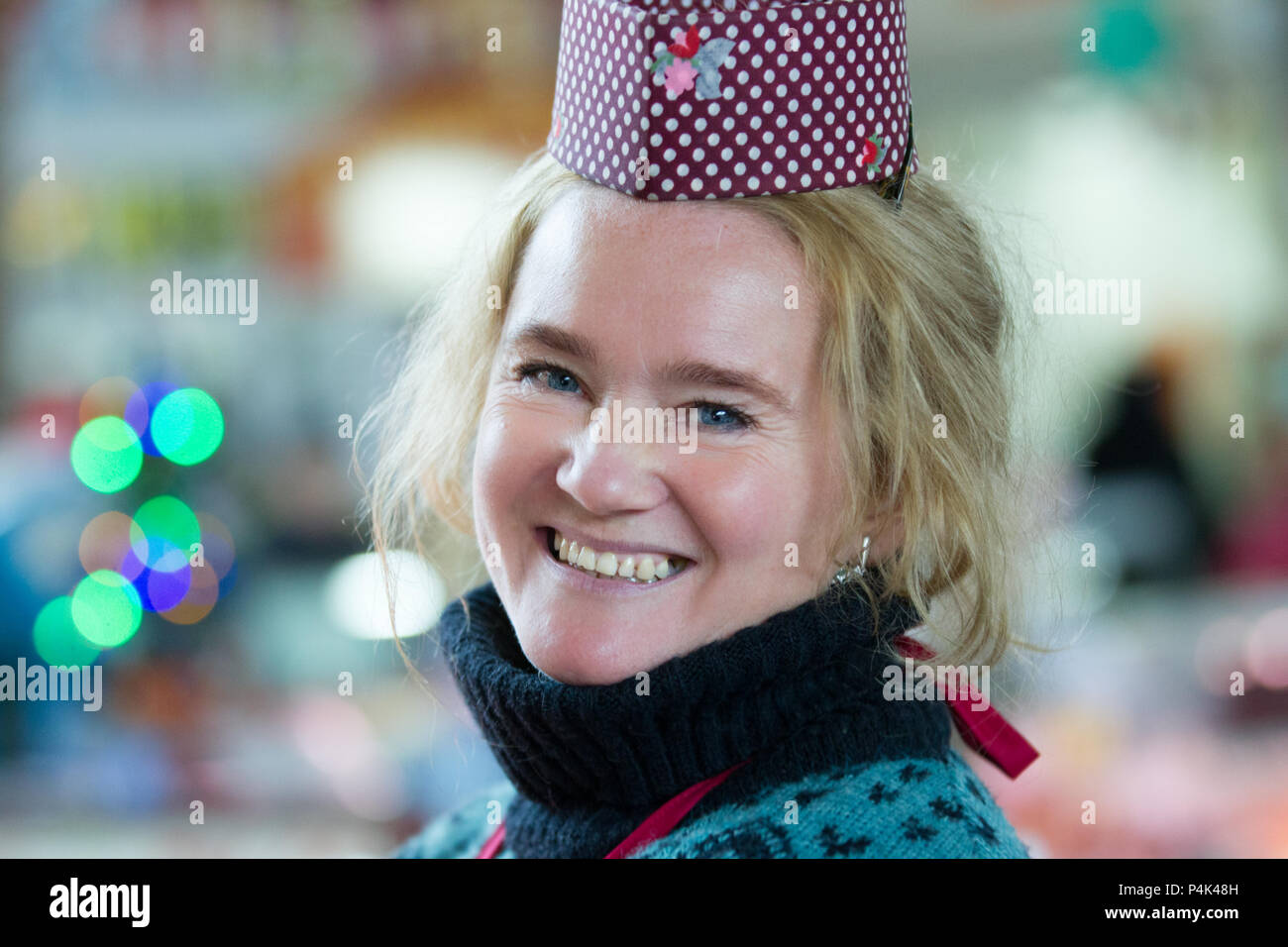 Average smile hi-res stock photography and images - Alamy