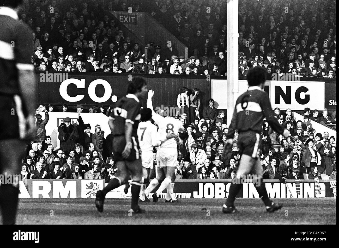 Leeds v Middlesborough 1975 Stock Photo - Alamy
