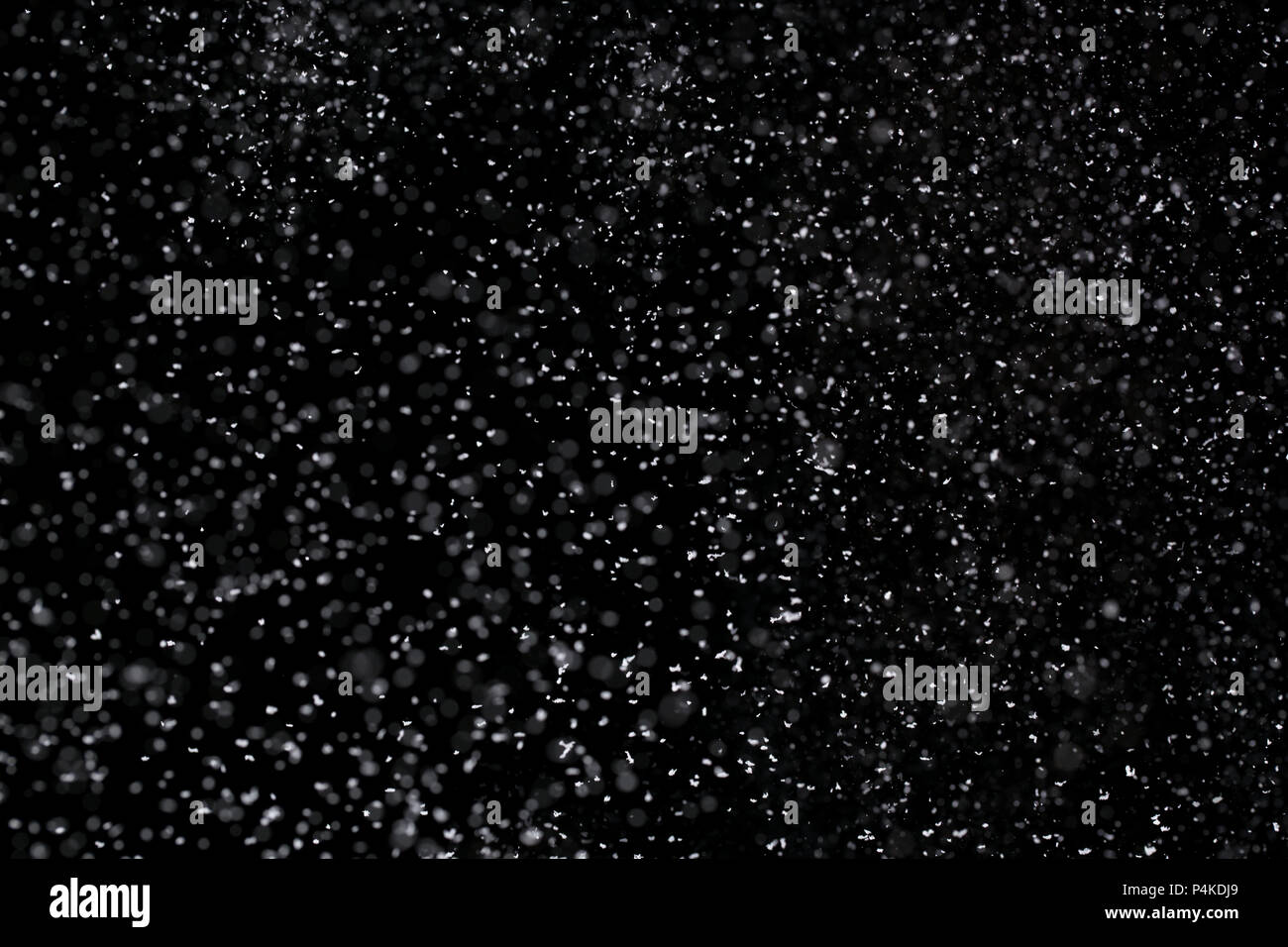 Simple snow image hi-res stock photography and images - Alamy