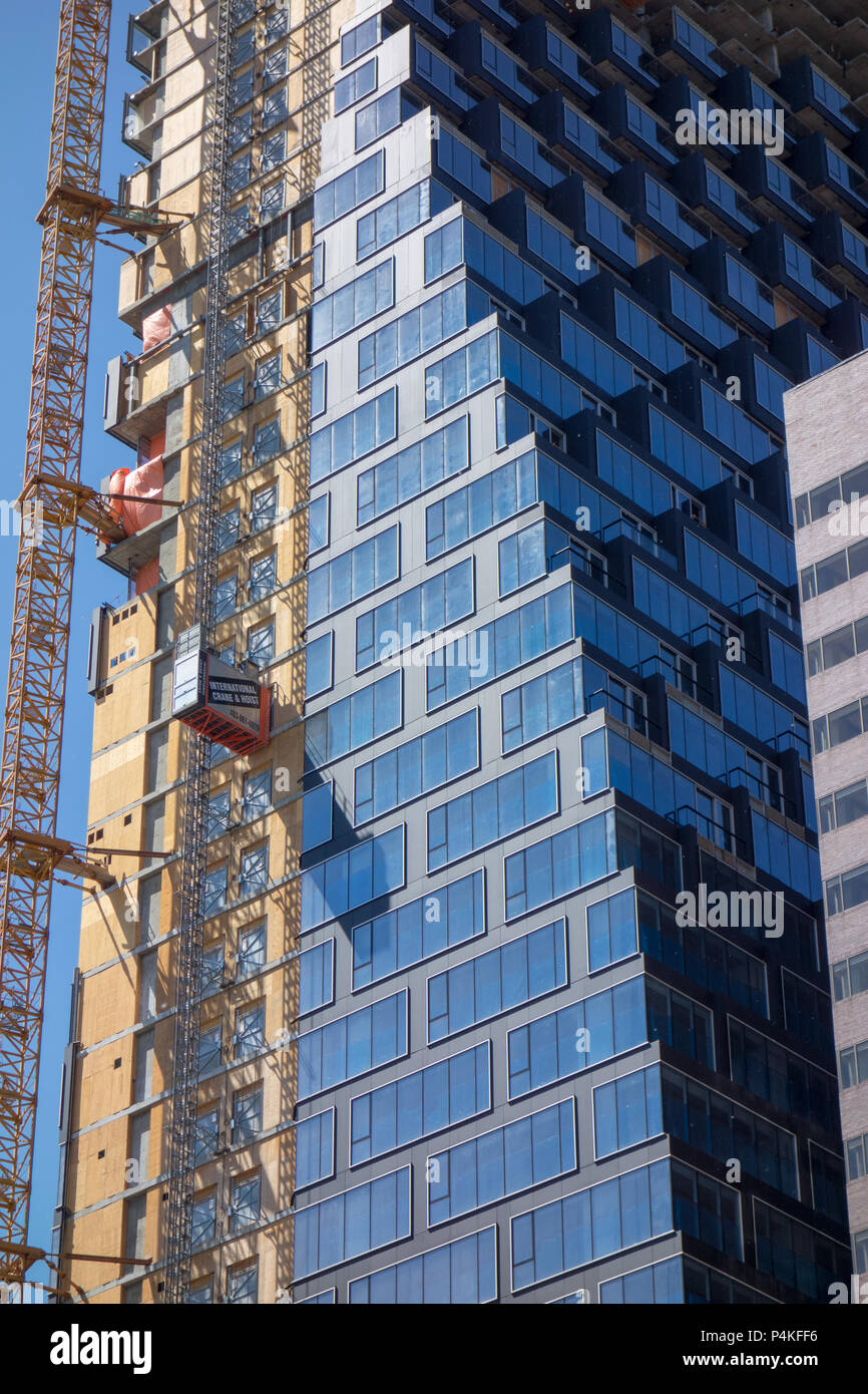 Construction in downtown calgary alberta hi-res stock photography and ...