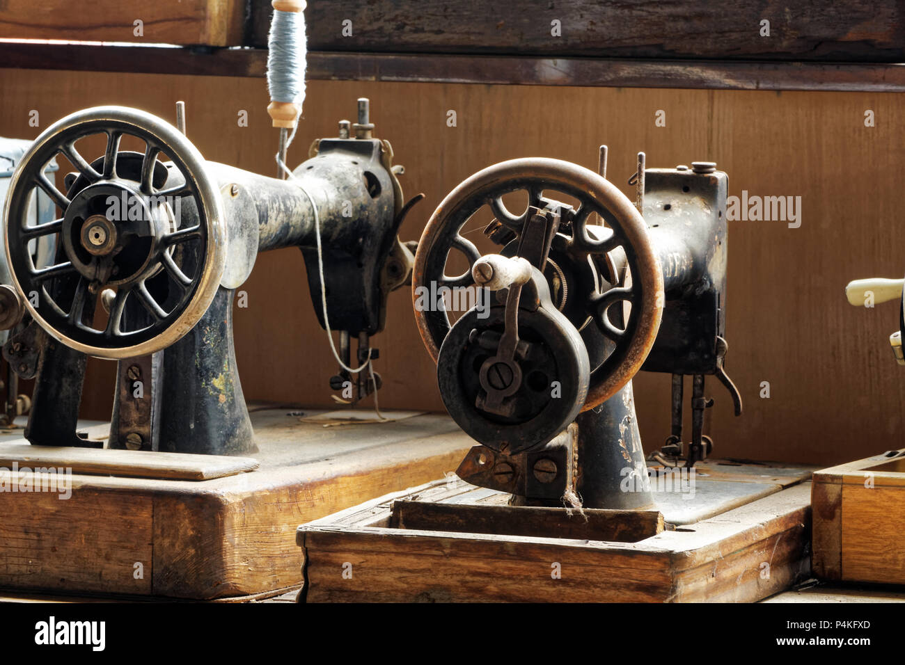 Sew system hi-res stock photography and images - Alamy