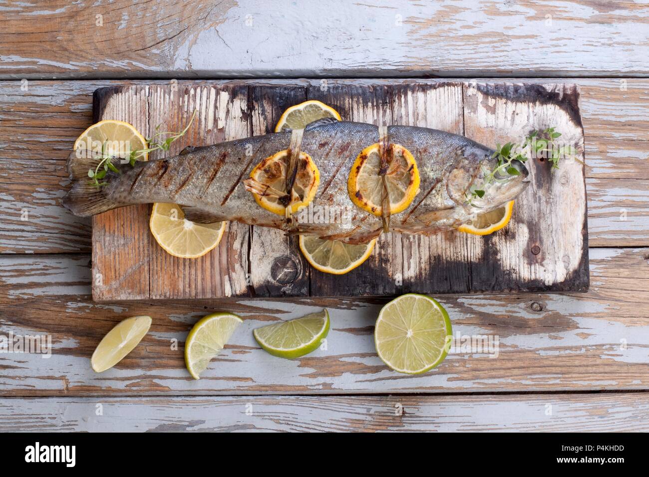 Barbecued fish hi-res stock photography and images - Alamy