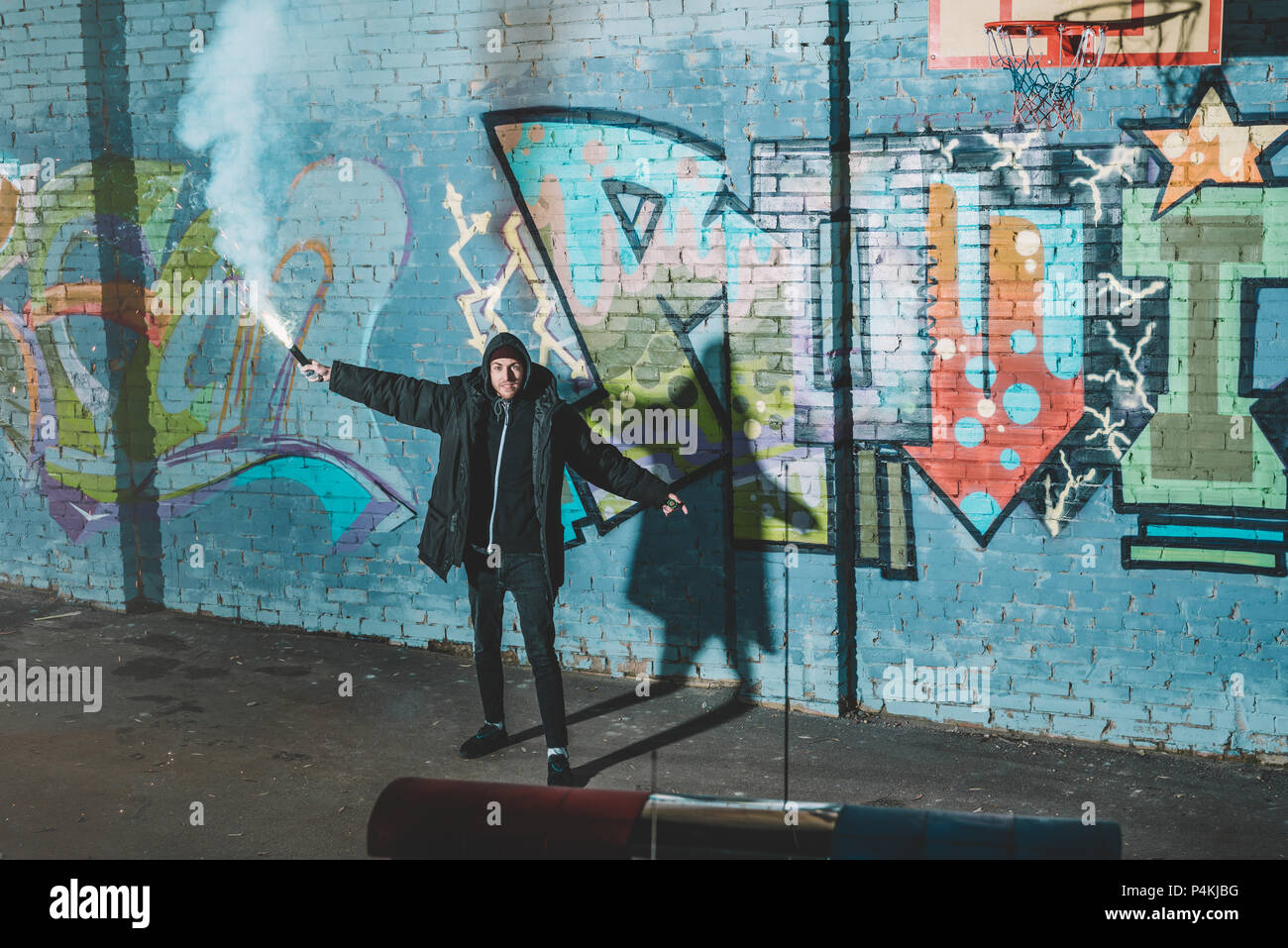 Smoke graffiti artist hi-res stock photography and images - Alamy