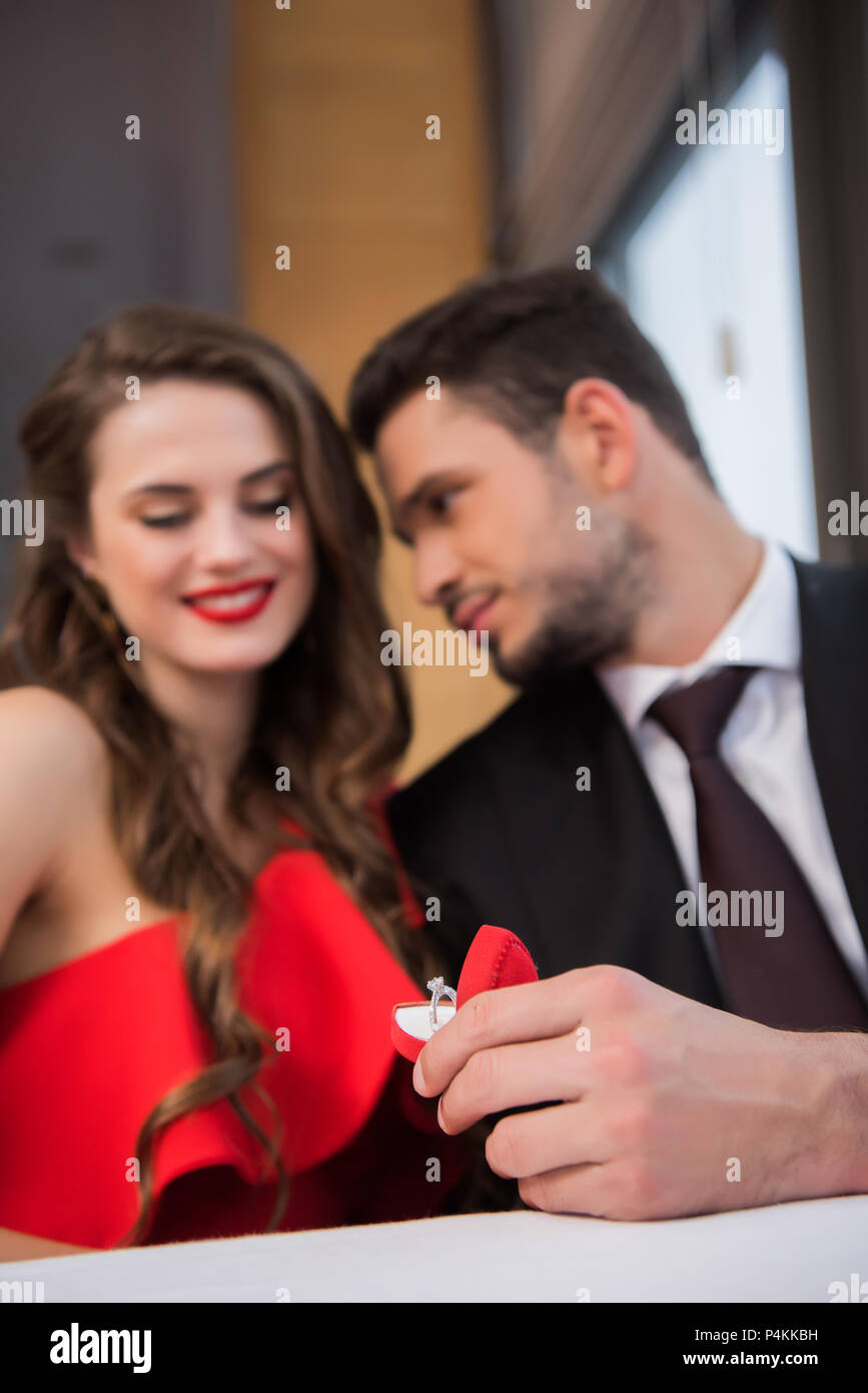 Man proposing in restaurant hi-res stock photography and images - Alamy