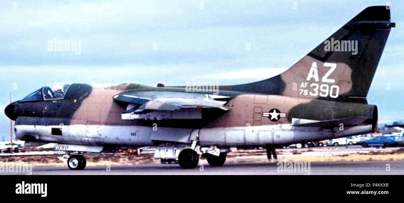 152d Tactical Fighter Squadron A-7D Corsair II 75-0390 2 Stock Photo ...