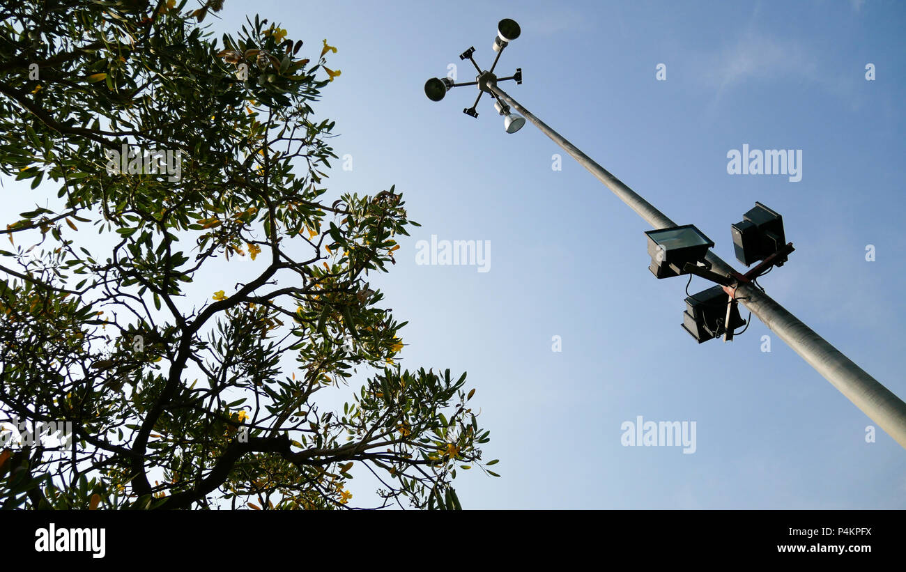 Spotlight tower hi-res stock photography and images - Alamy