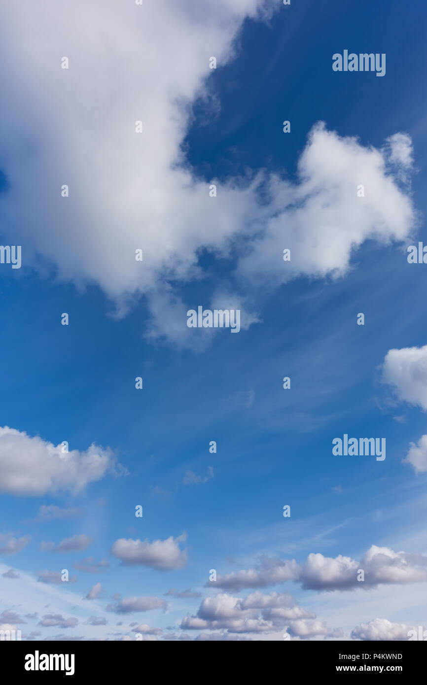 High sky clouds hi-res stock photography and images - Alamy