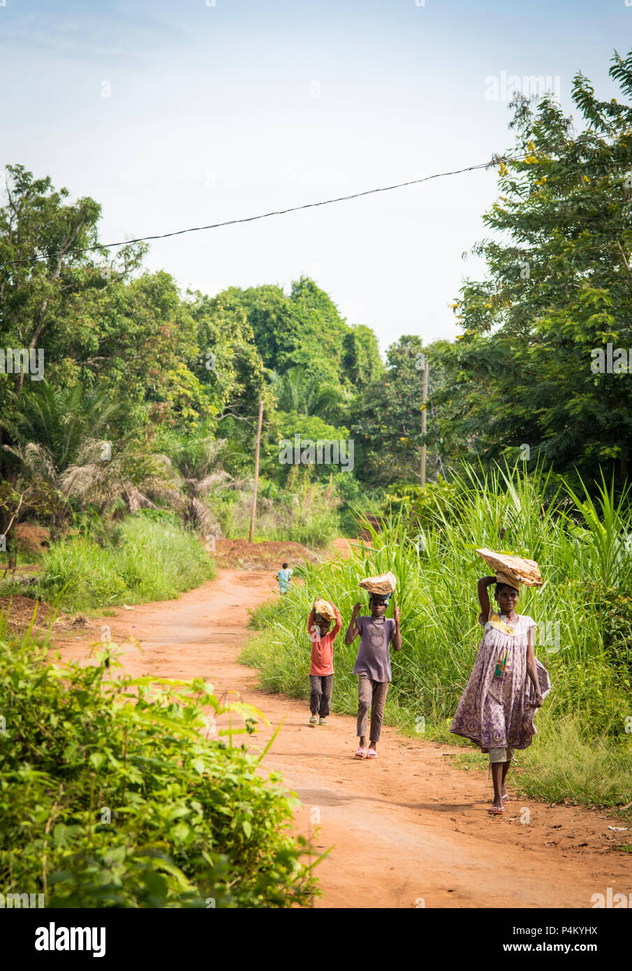 Cameroon people hi-res stock photography and images - Alamy