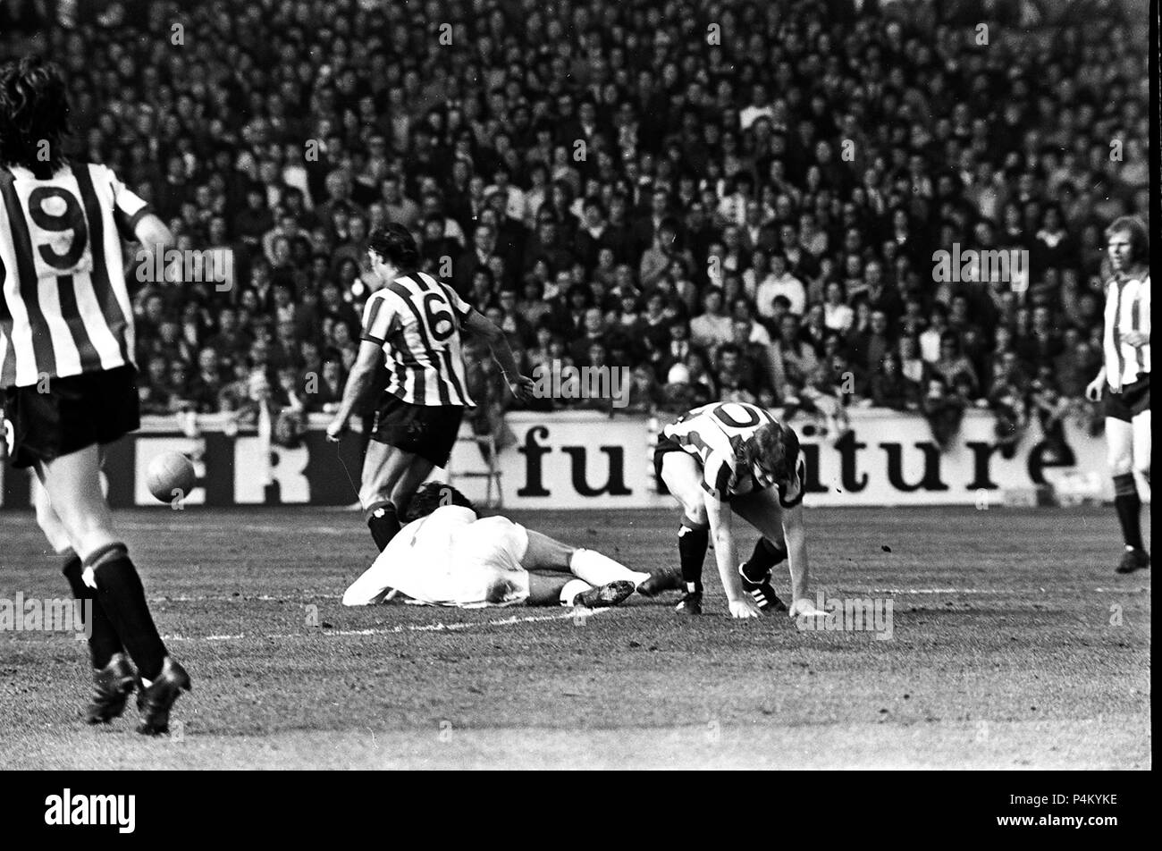 Leeds v Sheffield United 1974 Stock Photo - Alamy