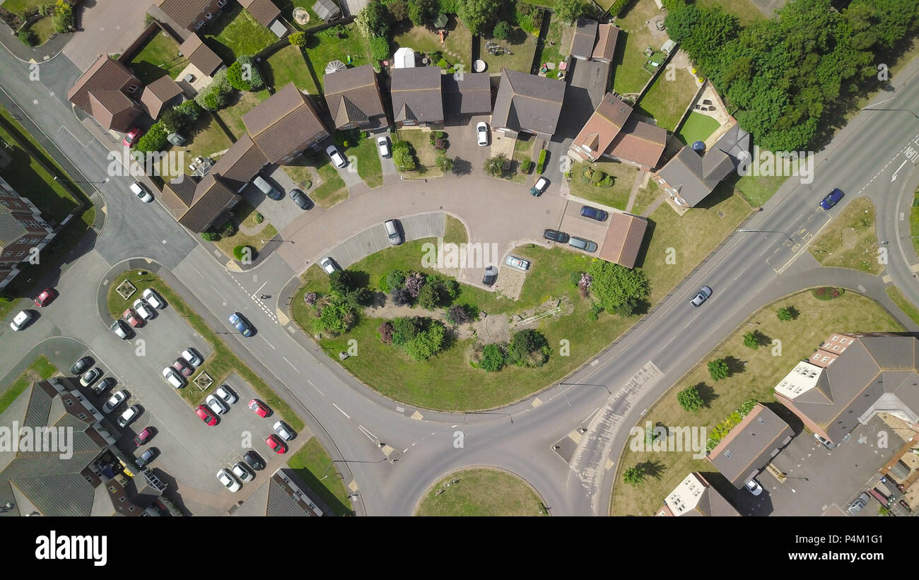 Aerial suburbs uk hi-res stock photography and images - Alamy