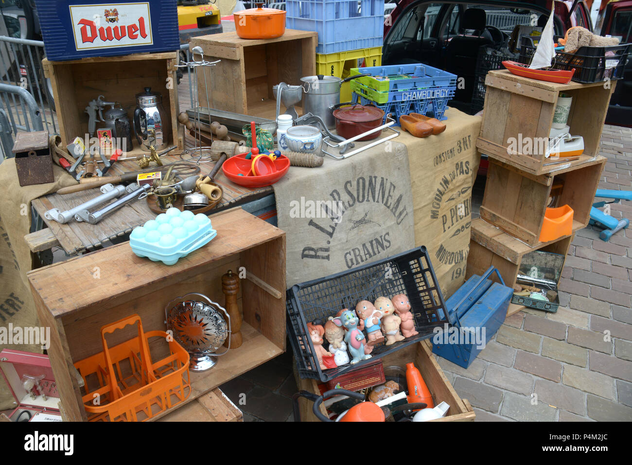 Car boot sale France. sell an items at the local sunday car boot sale ...