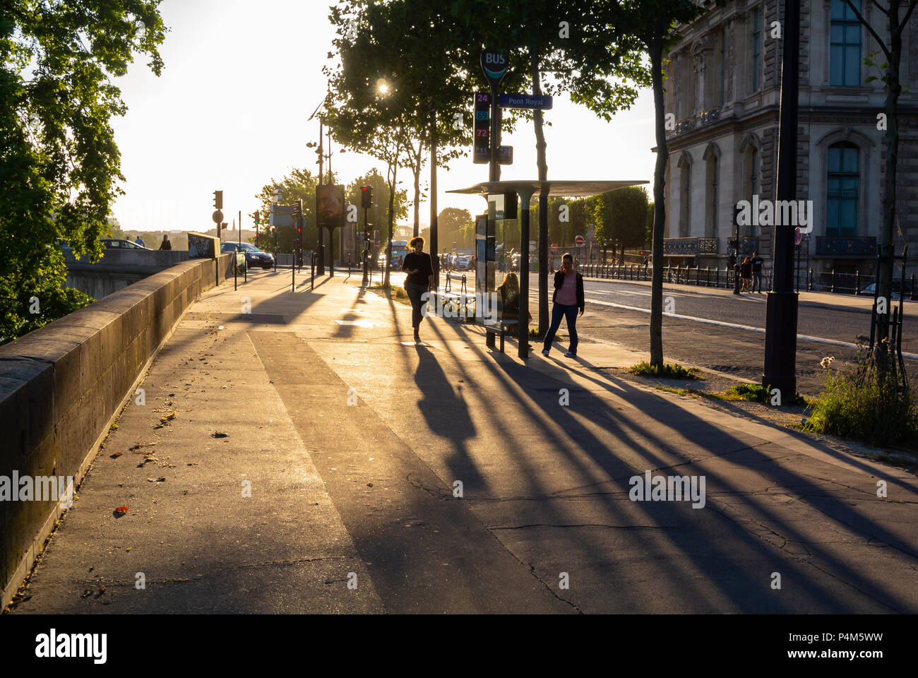 Parisian People at Bus stop, Paris, IDF, France Stock Photo - Alamy