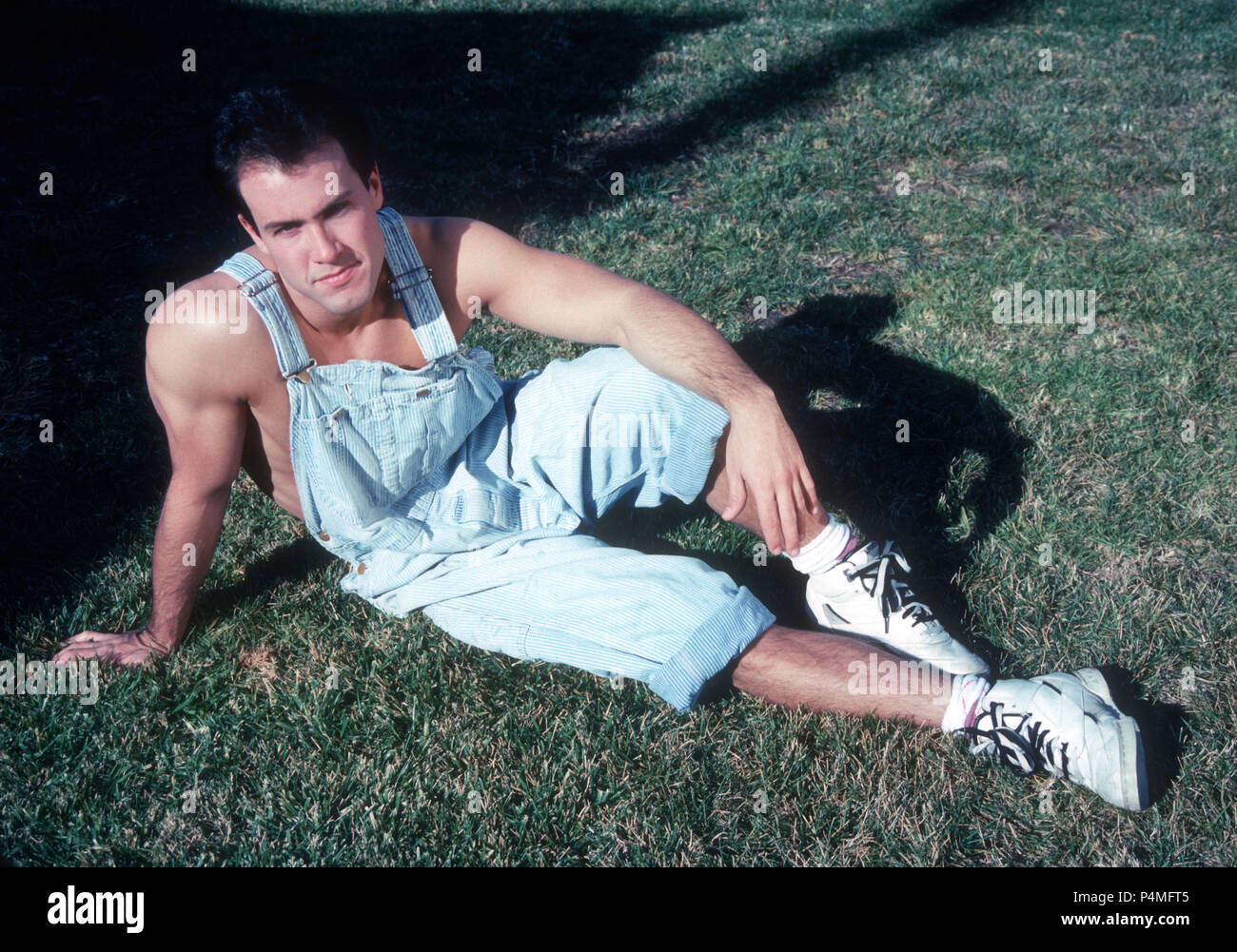 LOS ANGELES, CA - NOVEMBER 24: (EXCLUSIVE ) Actor Noah Blake poses ...