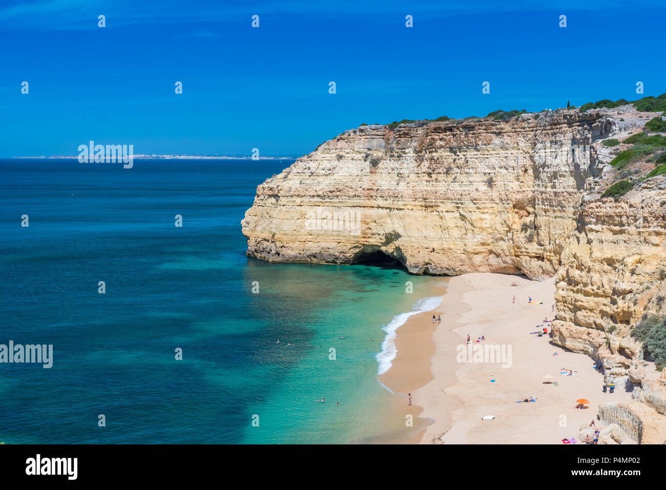 Praia do Vale de Centianes - beautiful beach of Algarve in Portugal ...