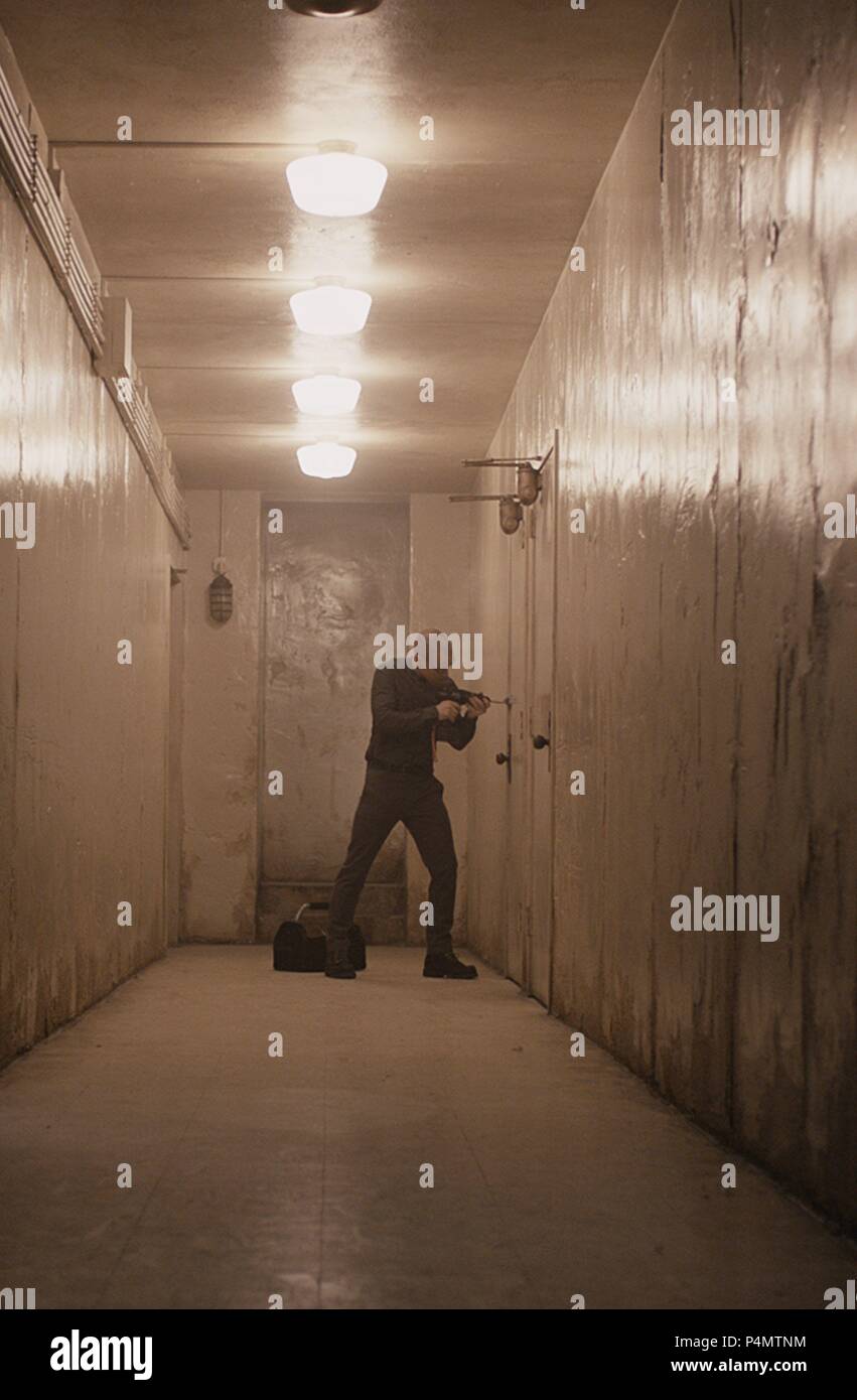 Original Film Title: SPLIT. English Title: SPLIT. Film Director: M ...