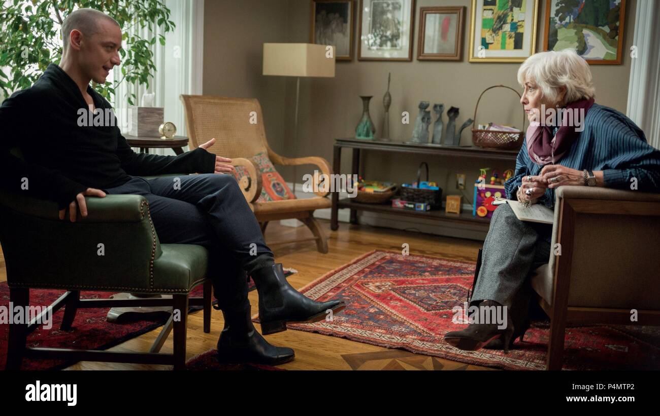 Original Film Title: SPLIT. English Title: SPLIT. Film Director: M ...