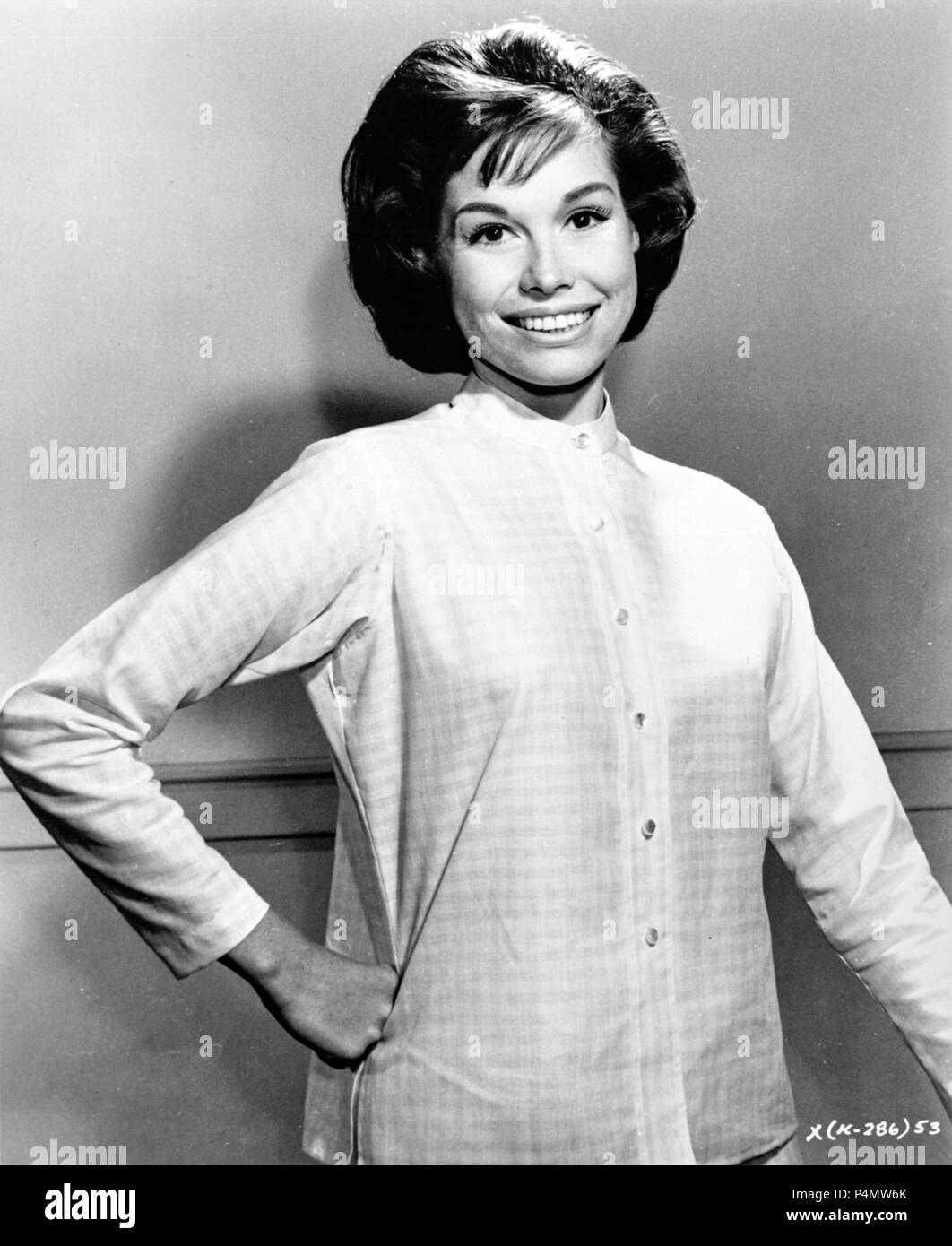 Year: 1961. Stars: MARY TYLER MOORE Stock Photo - Alamy