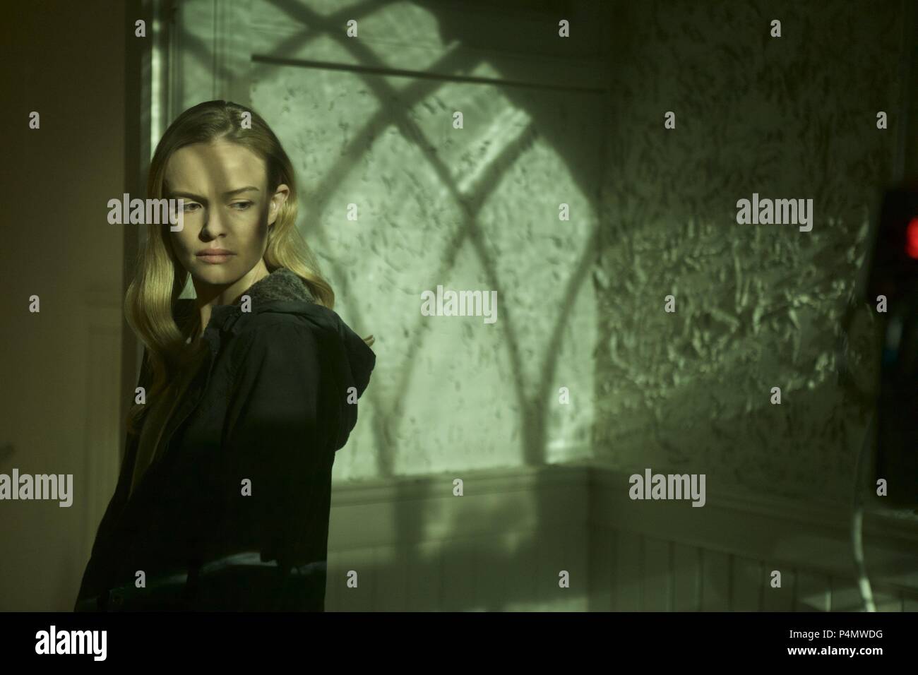 Original Film Title: BEFORE I WAKE. English Title: BEFORE I WAKE. Film ...