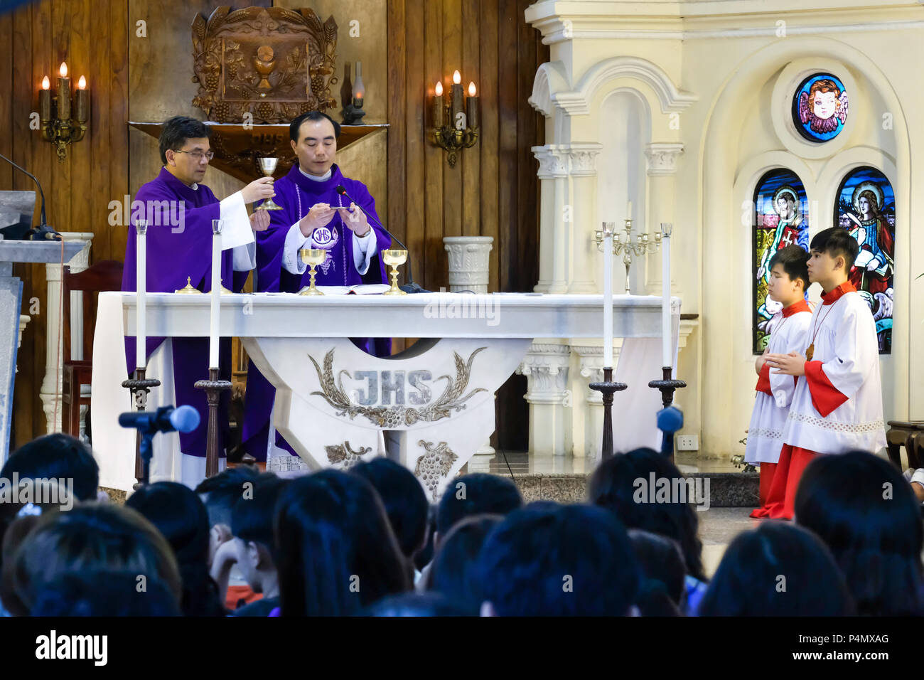 The eucharist hi-res stock photography and images - Alamy