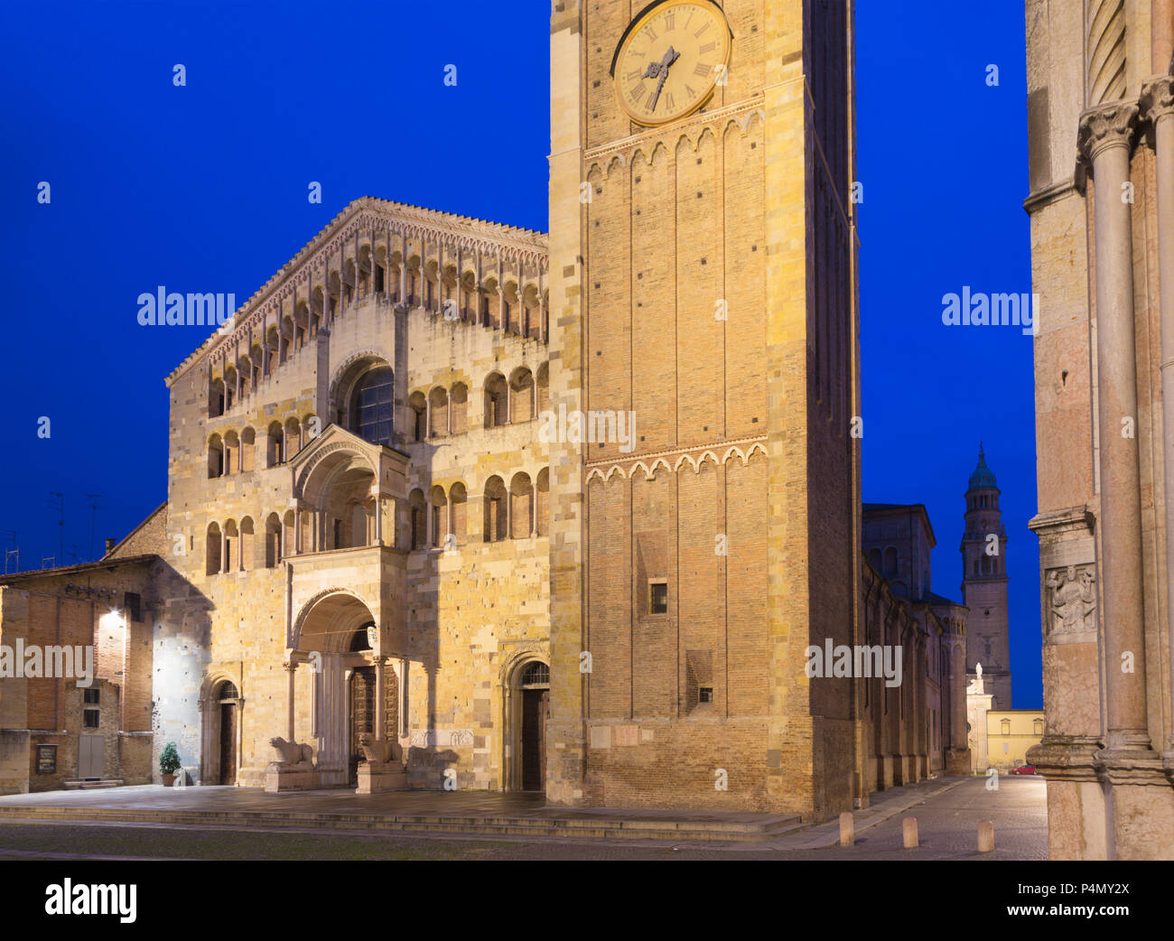 Parma - The Dome - Duomo (La cattedrale di Santa Maria Assunta Stock ...