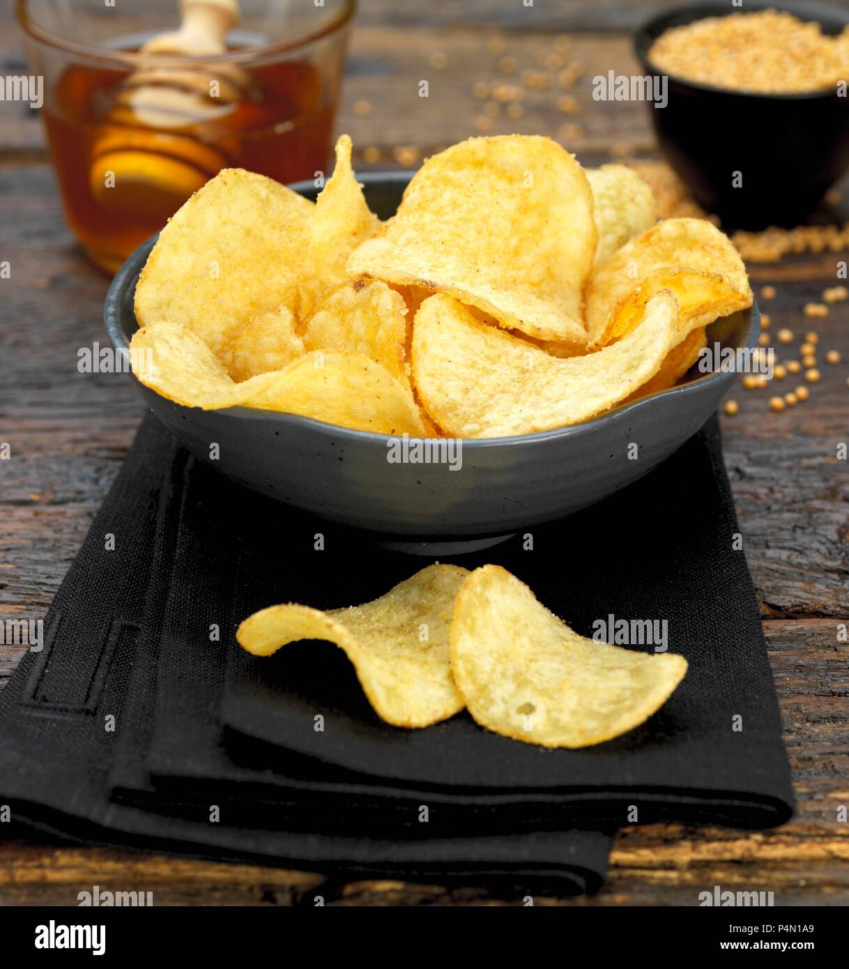Chip shots hi-res stock photography and images - Alamy