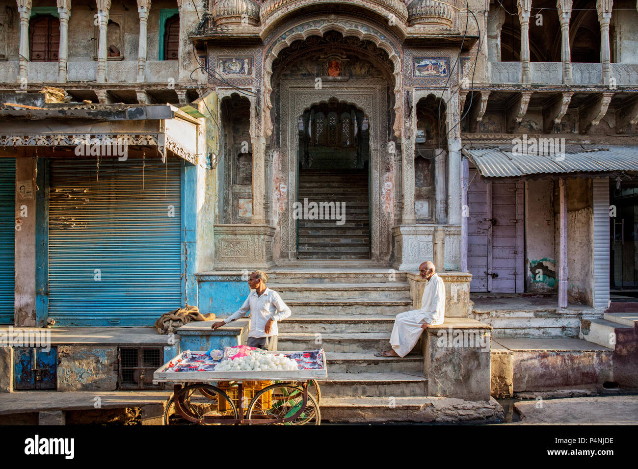 Undefined people at work in street in Jodhpur, India Stock Photo - Alamy
