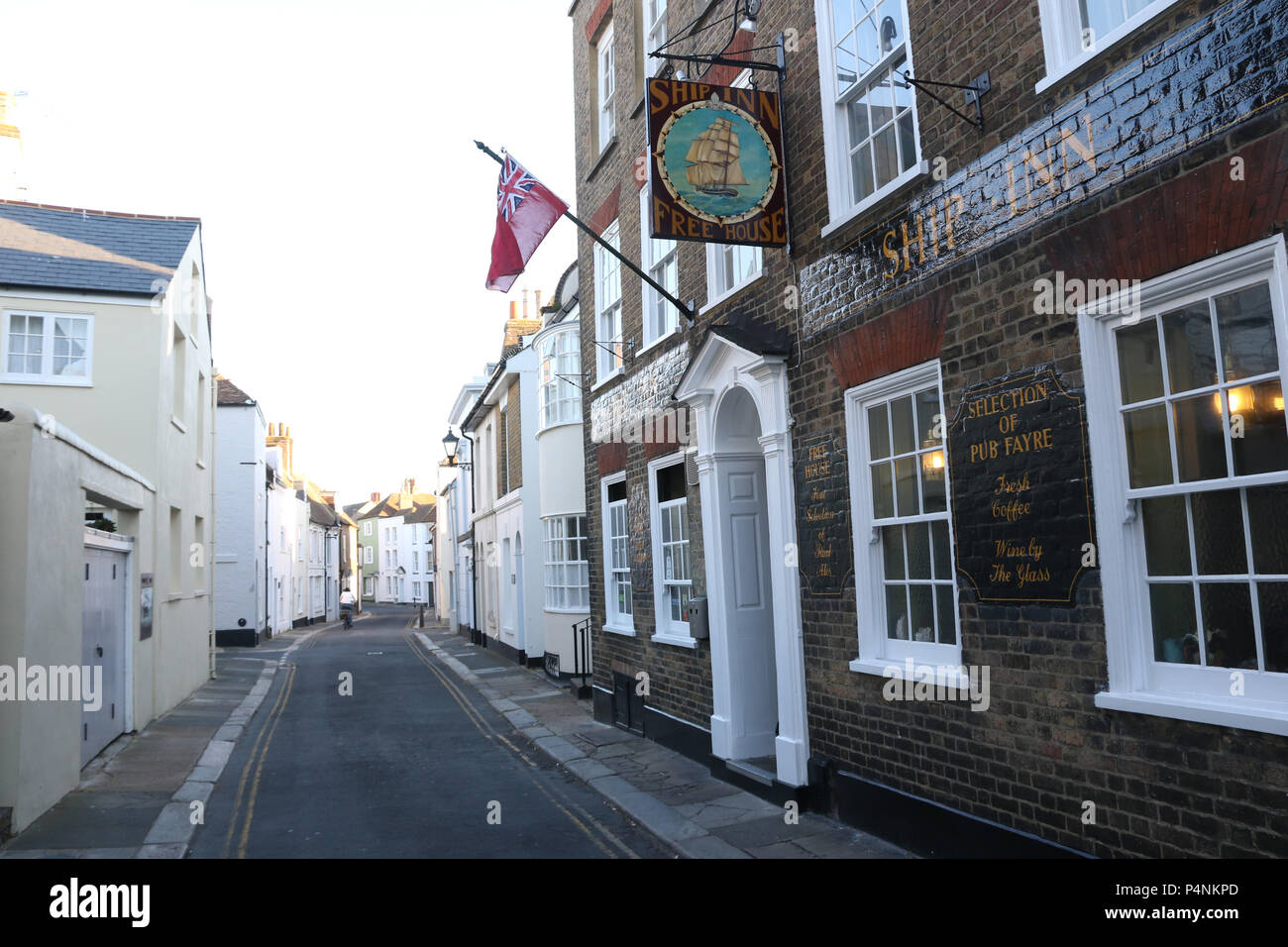 The Ship Inn at 141 Middle St, Deal CT14 6JZ Stock Photo - Alamy