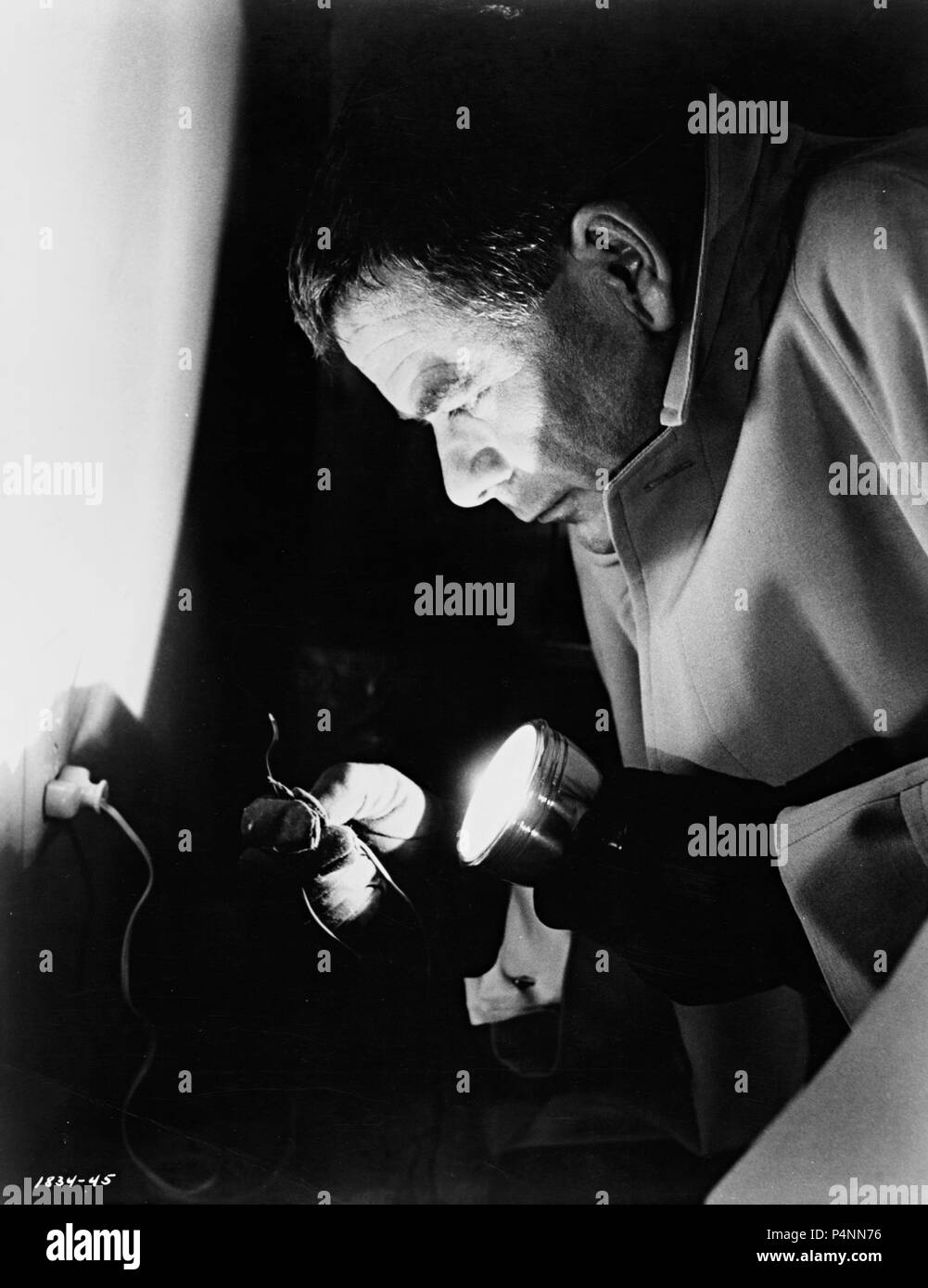 Original Film Title: THE MONEY TRAP. English Title: THE MONEY TRAP ...