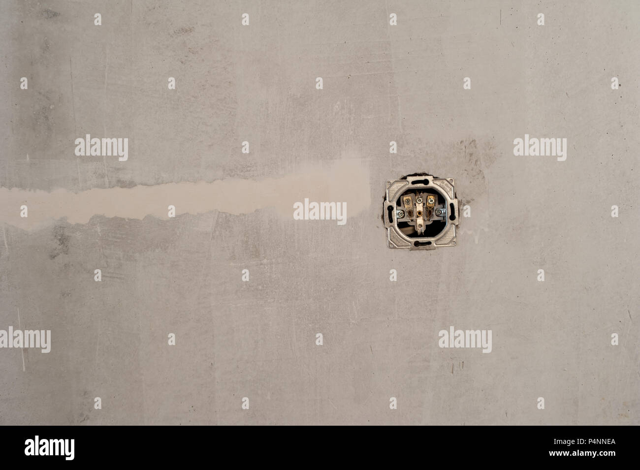 Exposed electrical socket hi-res stock photography and images - Alamy