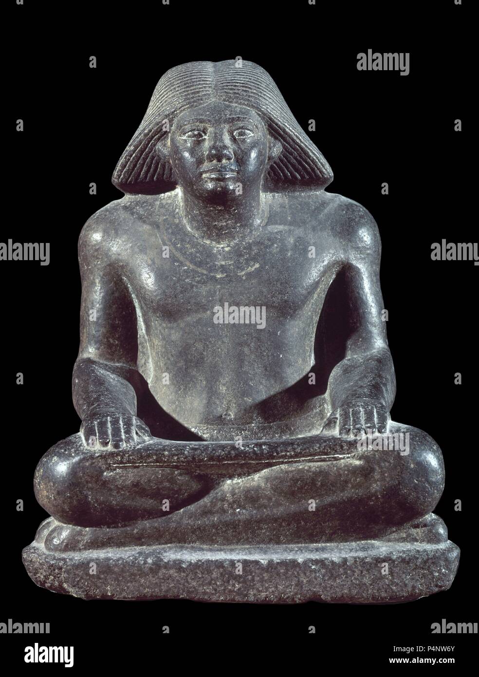Seated scribe saqqara hi-res stock photography and images - Alamy