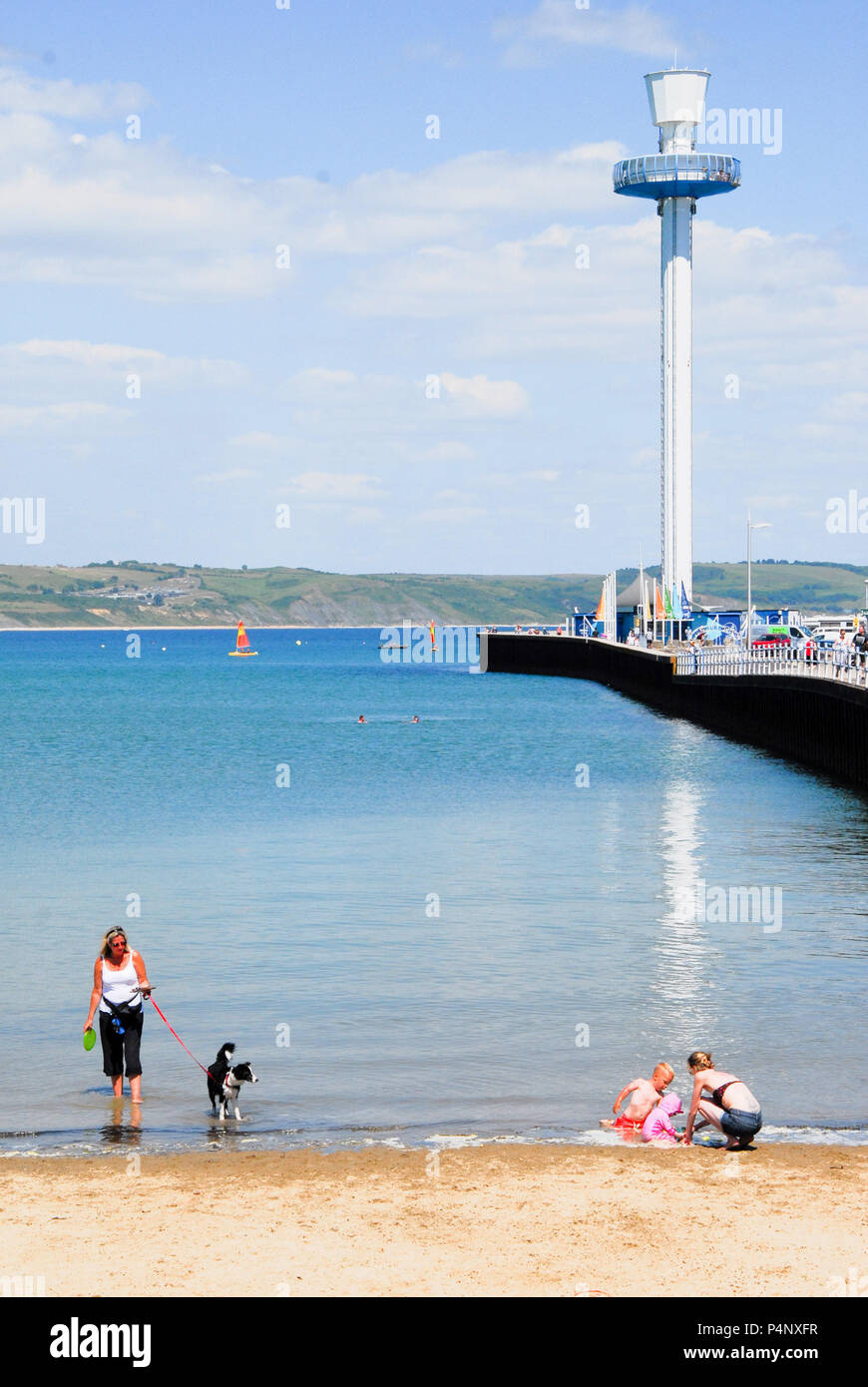 Jurassic skyline tower hi-res stock photography and images - Alamy