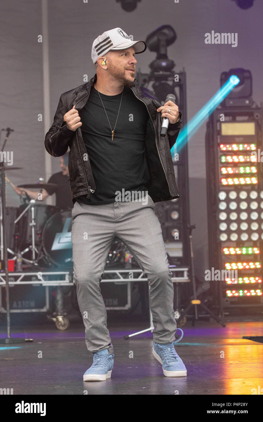 Chicago, Illinois, USA. 22nd June, 2018. CHRIS LUCAS of LoCash during ...