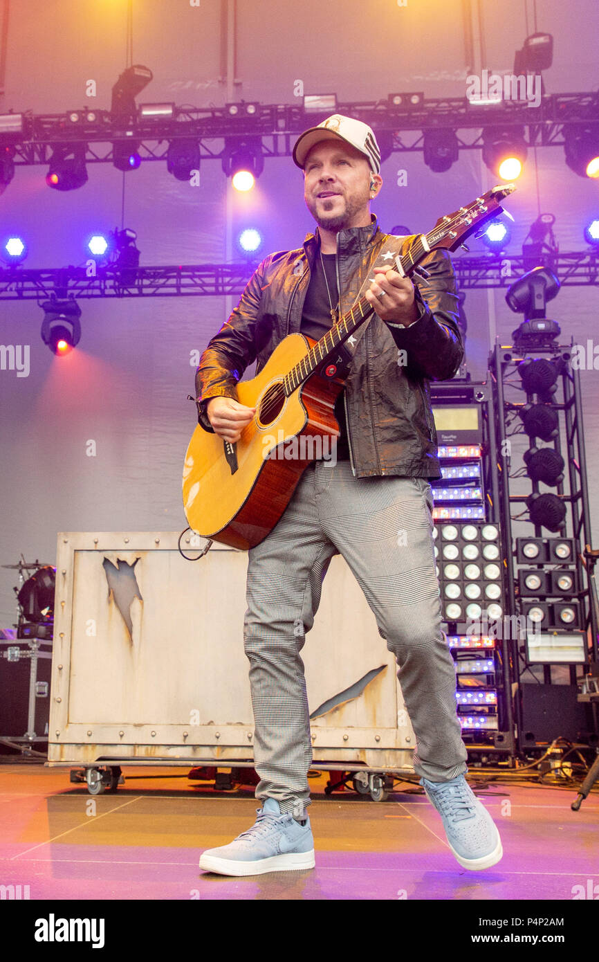Chicago, Illinois, USA. 22nd June, 2018. CHRIS LUCAS of LoCash during ...