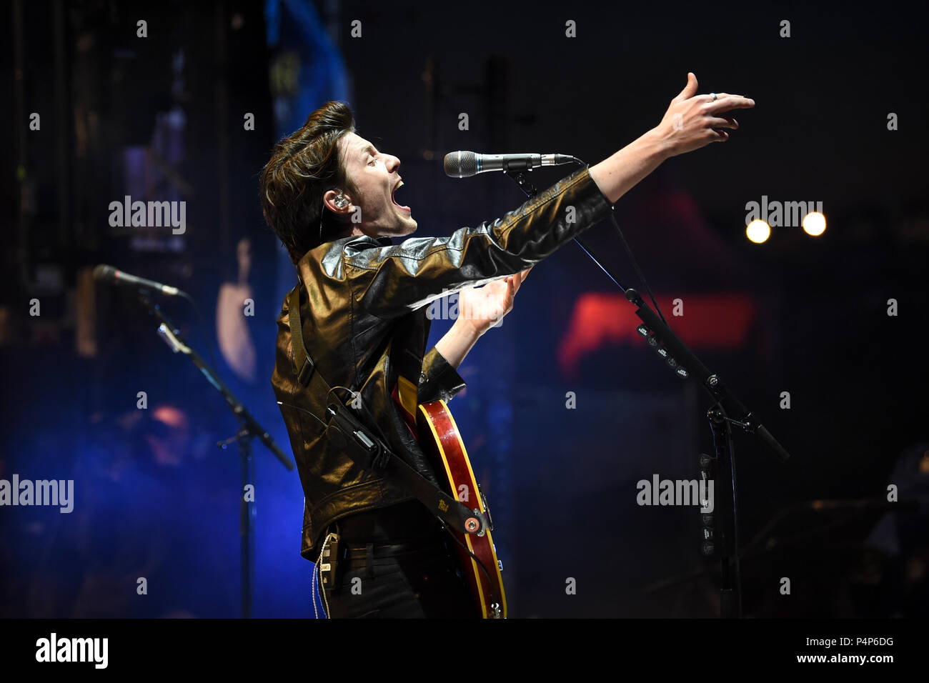 James bay singer 2018 hi-res stock photography and images - Alamy