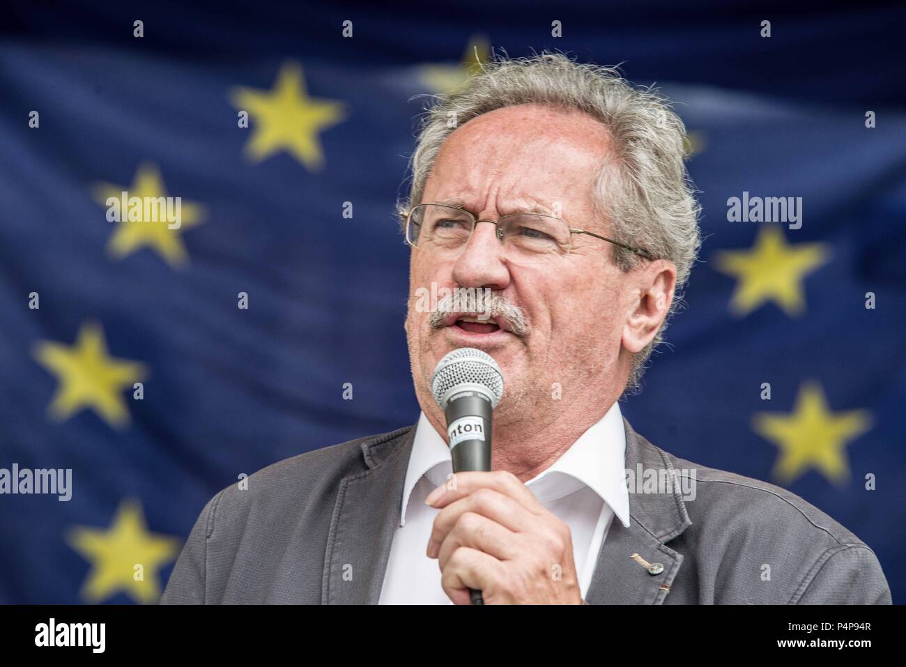 Disunity hi-res stock photography and images - Alamy