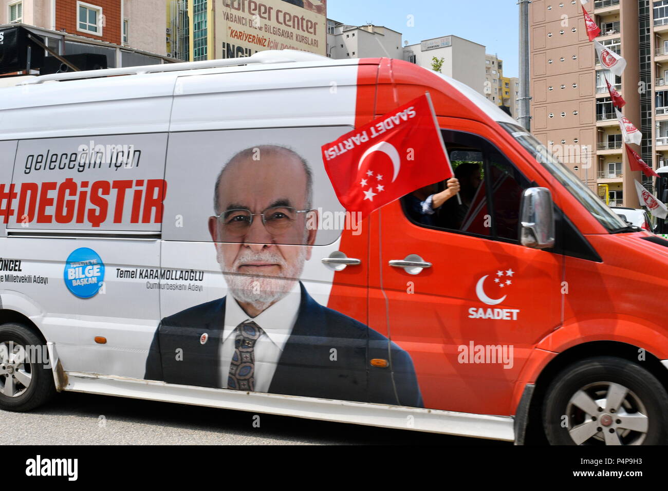 Election car hi-res stock photography and images - Alamy