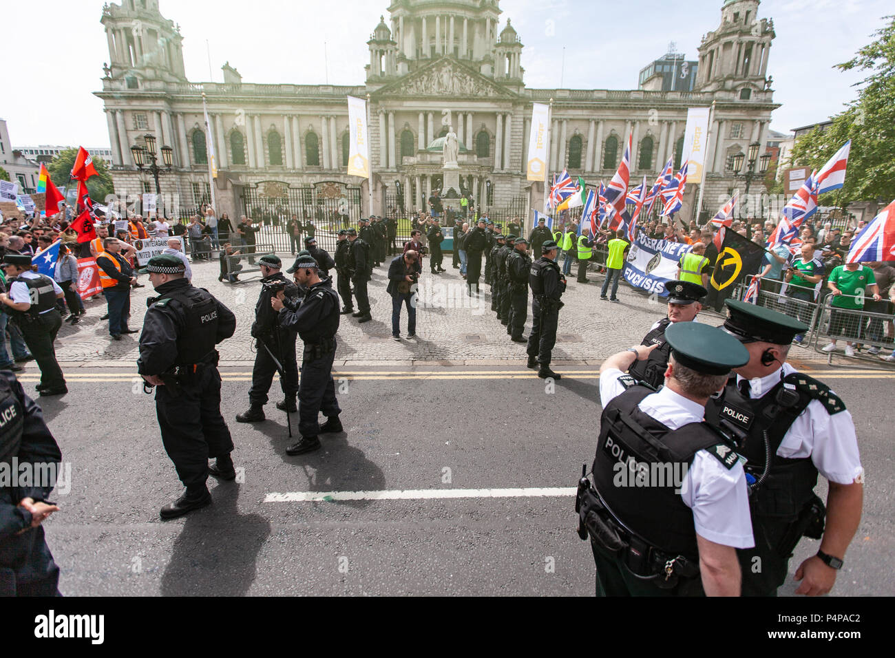 Belfast City Hall, Belfast, Northern Ireland. 23rd June 2018. Hundreds ...