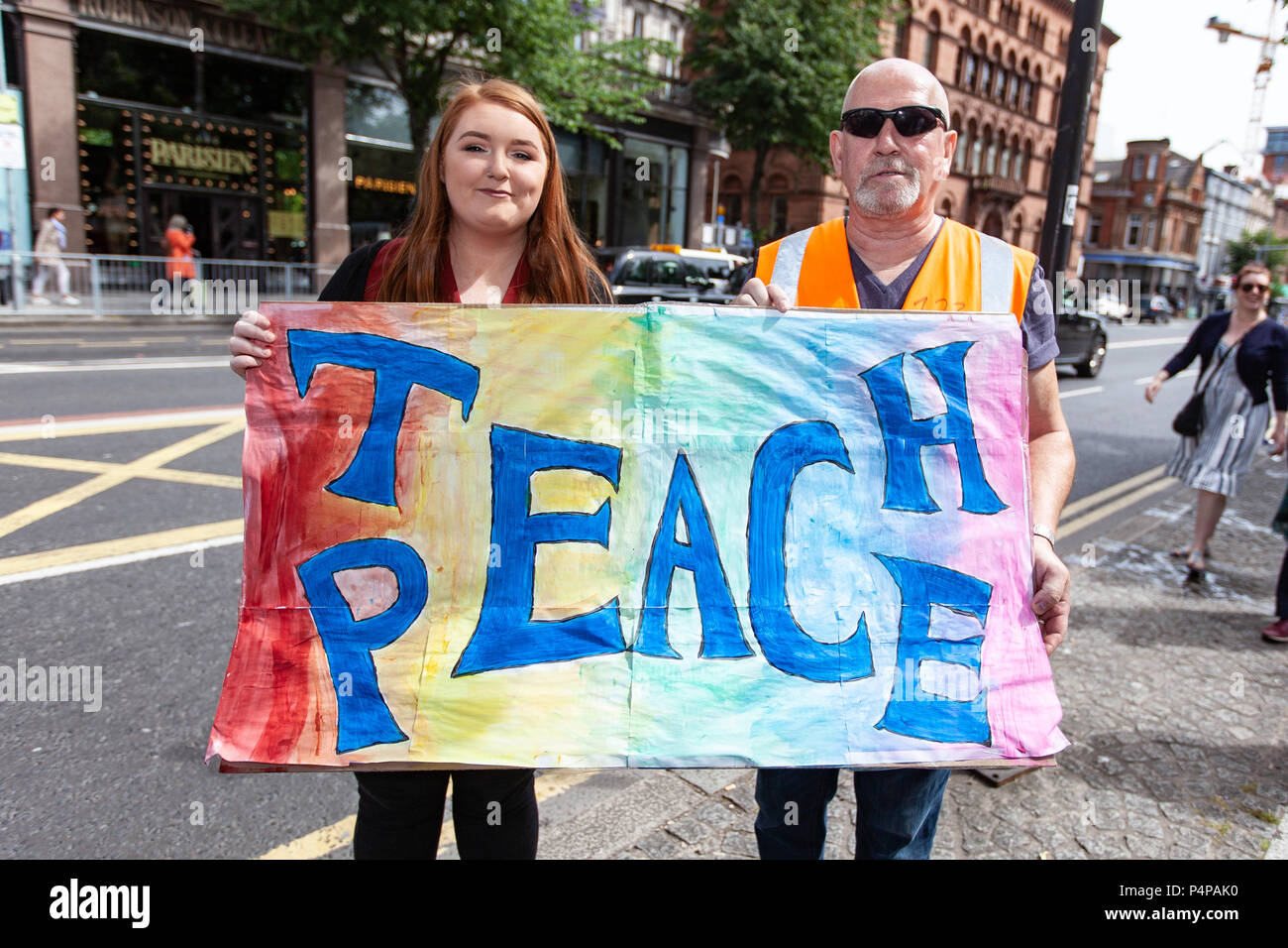 Belfast City Hall, Belfast, Northern Ireland. 23rd June 2018. Hundreds ...