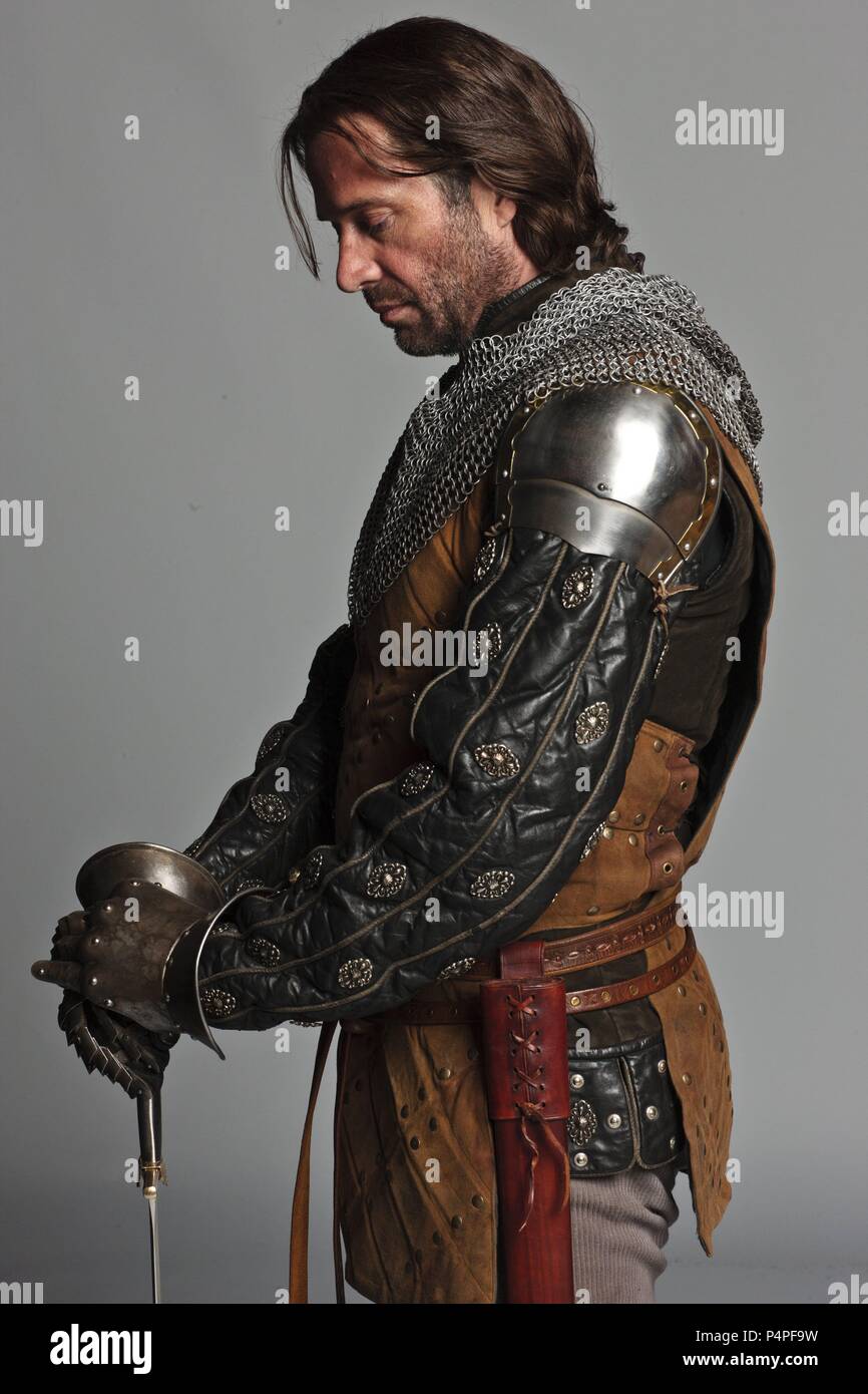 The hollow crown richard hi-res stock photography and images - Alamy